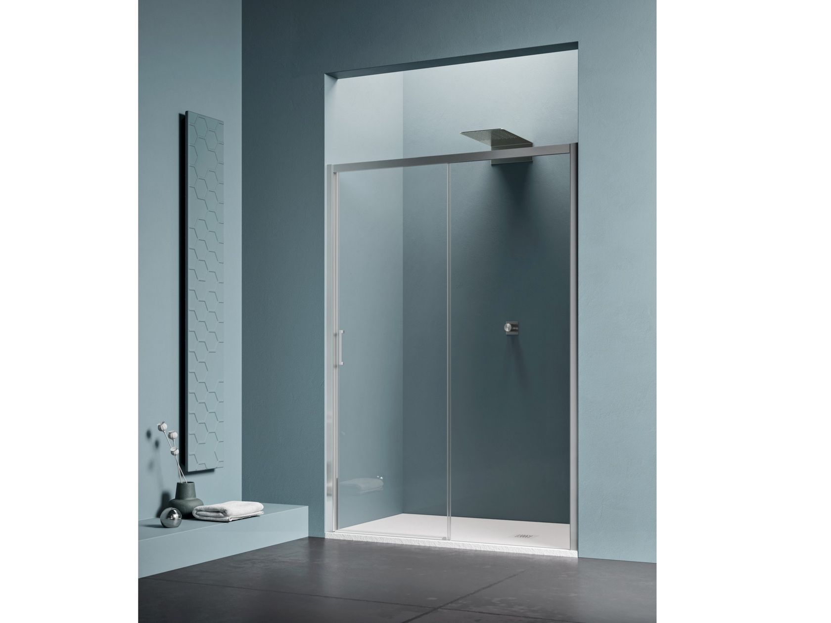 MIRA Box doccia in nicchia con anta scorrevole By ARBLU