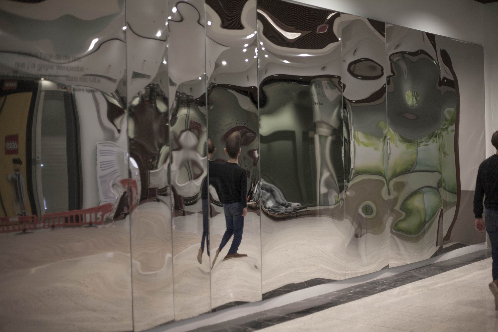 DISTORTING MIRROR PANEL | Wall-mounted mirror By VIDAME EDITIONS design ...