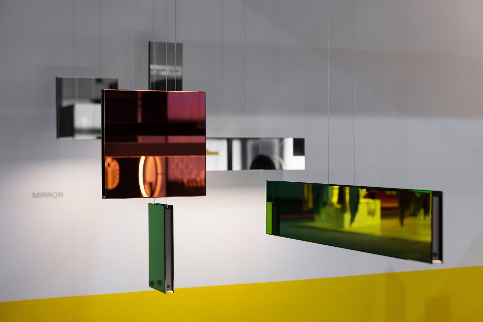 MIRROR WIDE Pendant lamp By Formagenda | design Benjamin Hopf