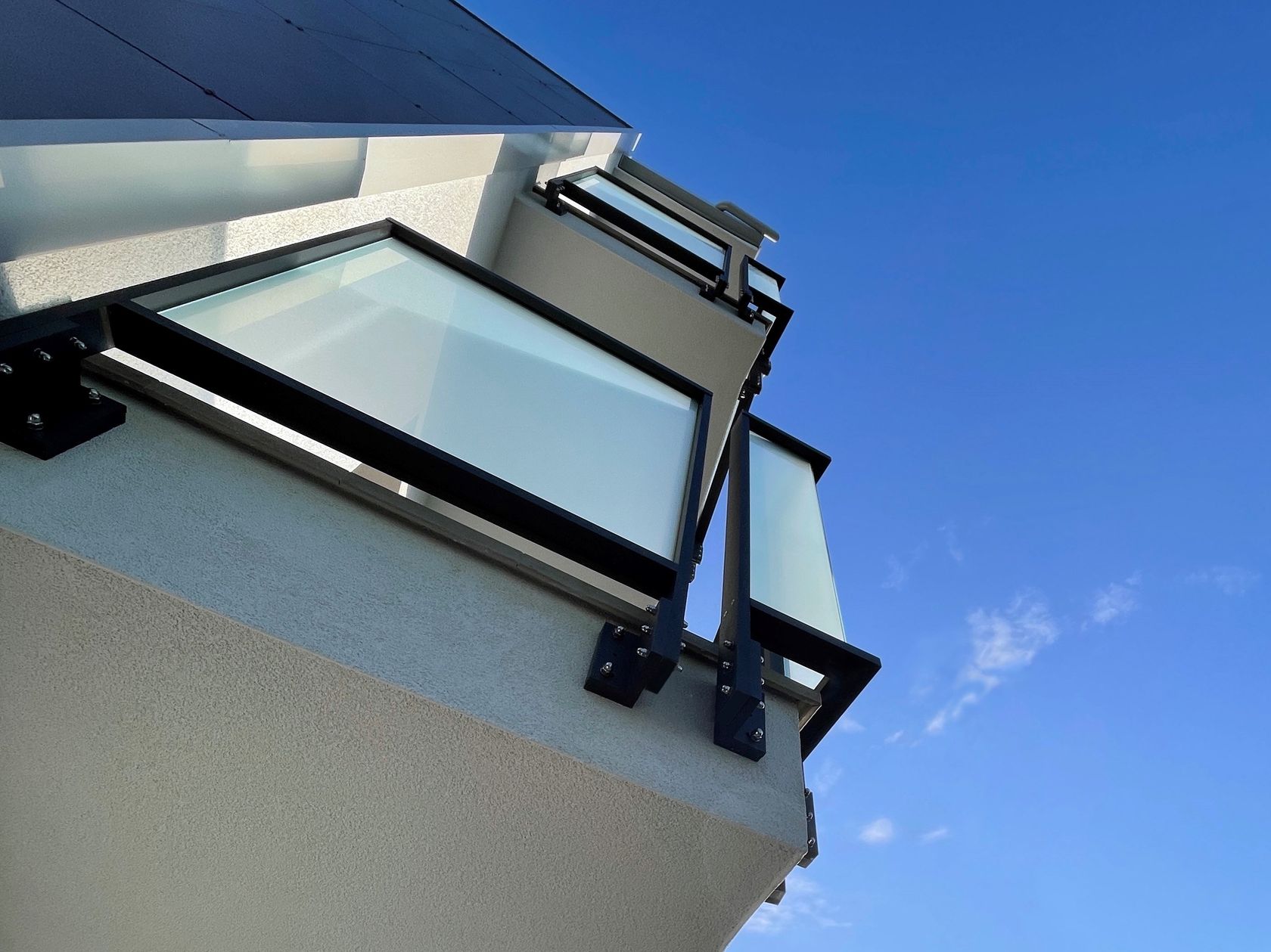 MODULAR Aluminium Window railing By ALUVETRO