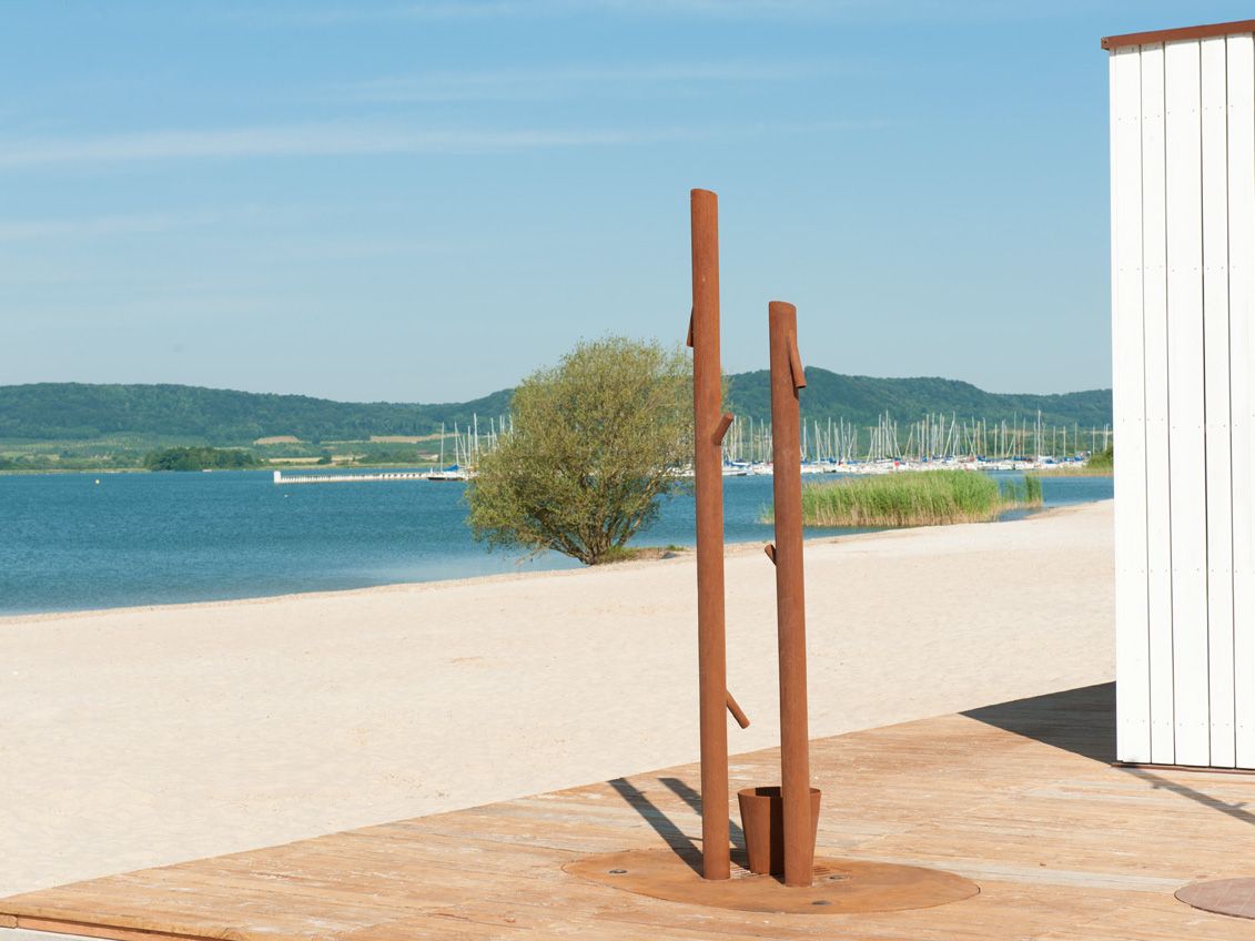 MONSIEUR Corten™ outdoor shower By CYRIA