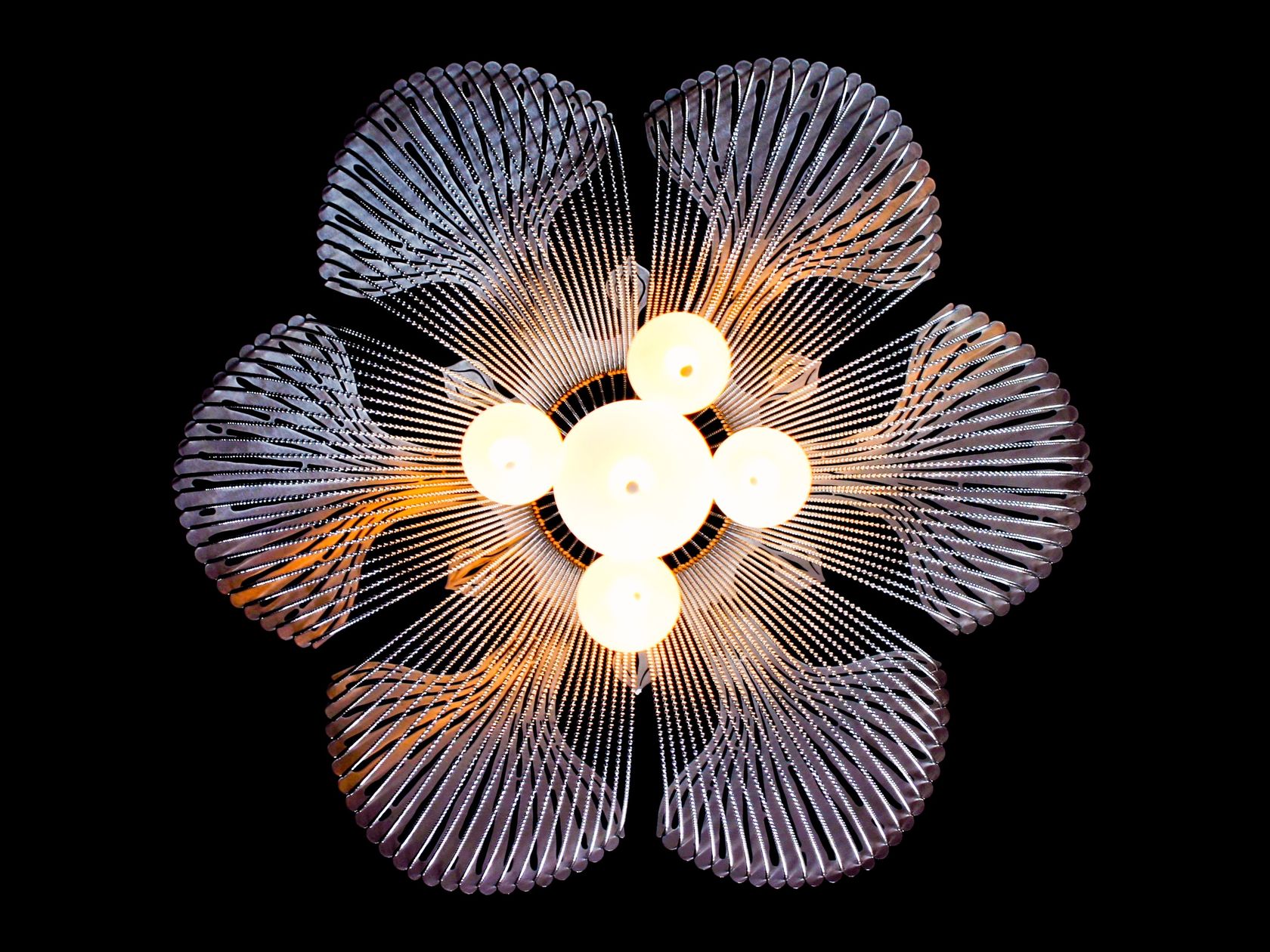 Pendant lamp MOONFLOWER By Willowlamp