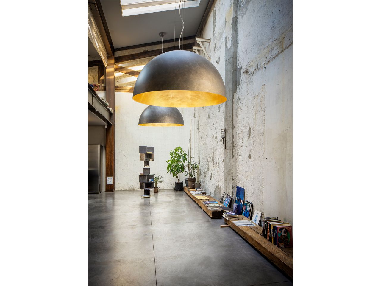 Direct-indirect light pendant lamp MOONLIGHT By Aldo Bernardi