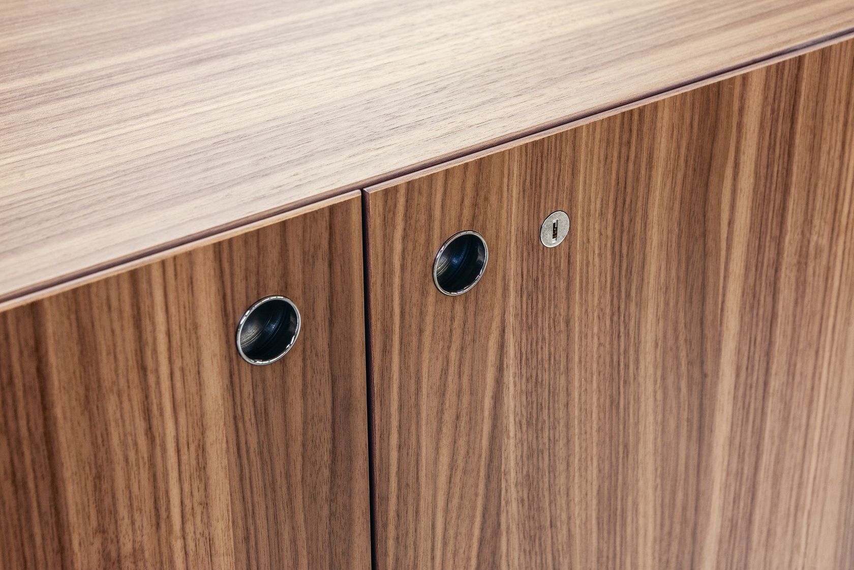 MULTIPLICEO Wood veneer office storage unit with lock By FANTONI