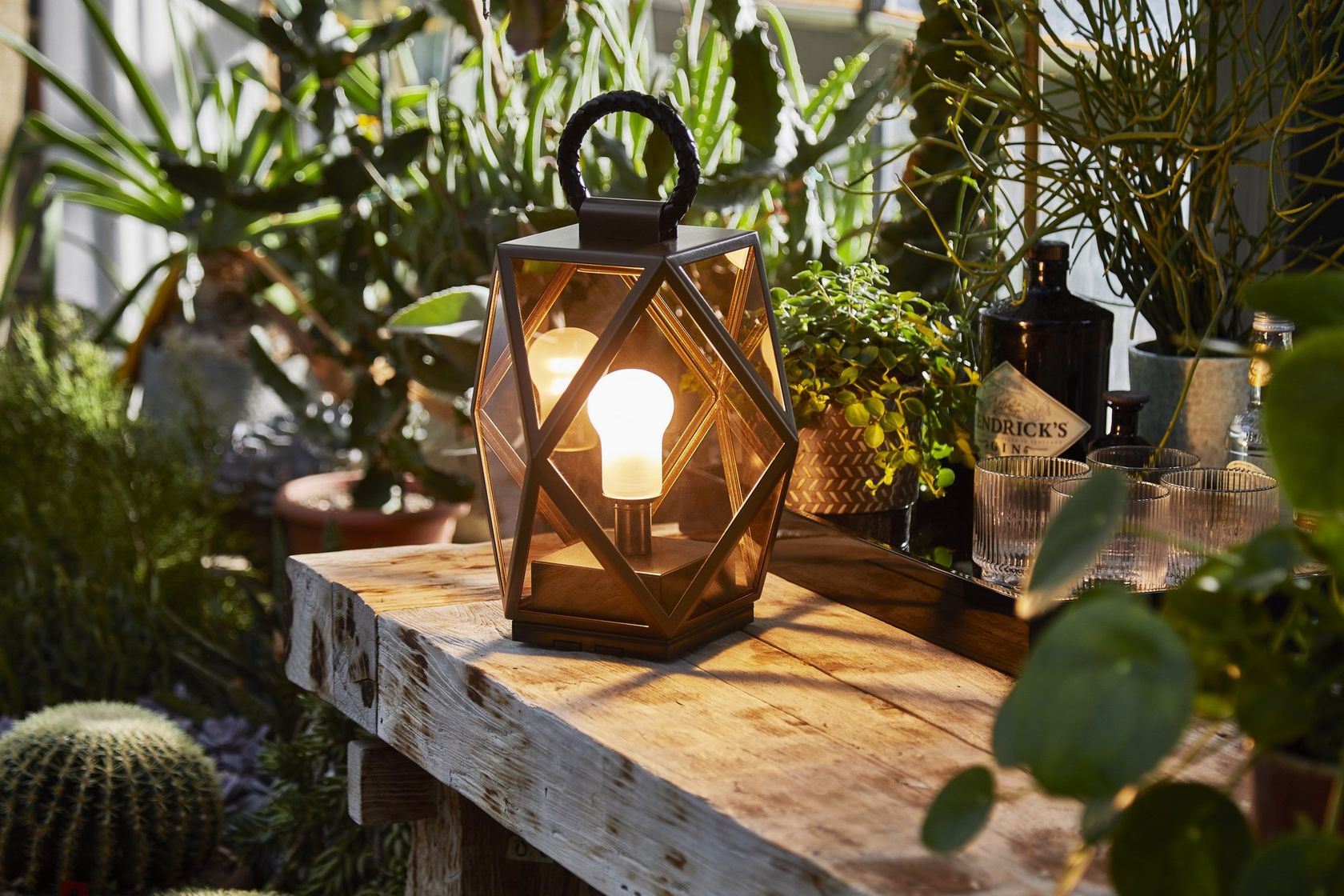 MUSE LANTERN OUTDOOR BATTERY 户外台灯 By Contardi