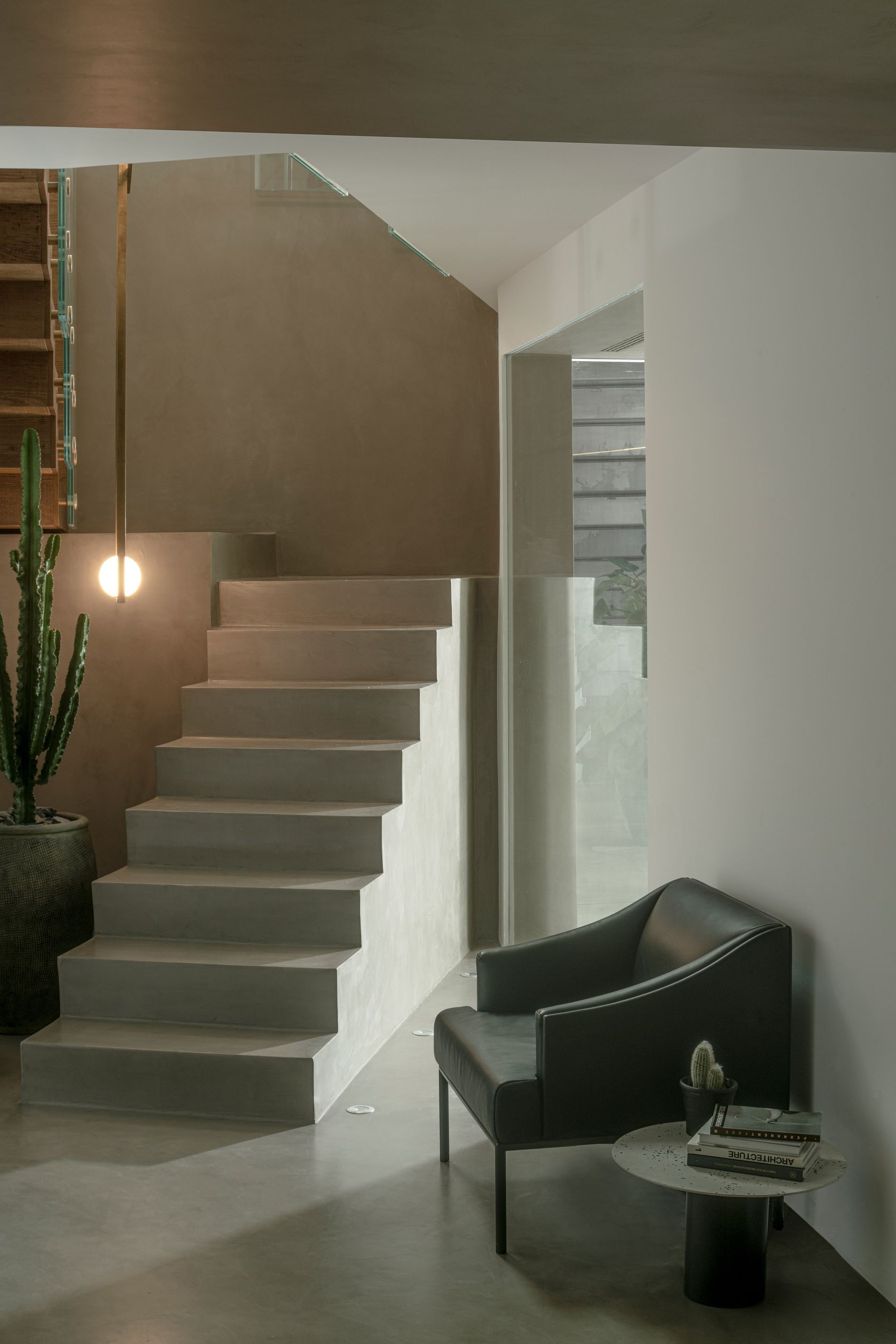 MUSH Coffee table By Cappellini | design Giulio Cappellini