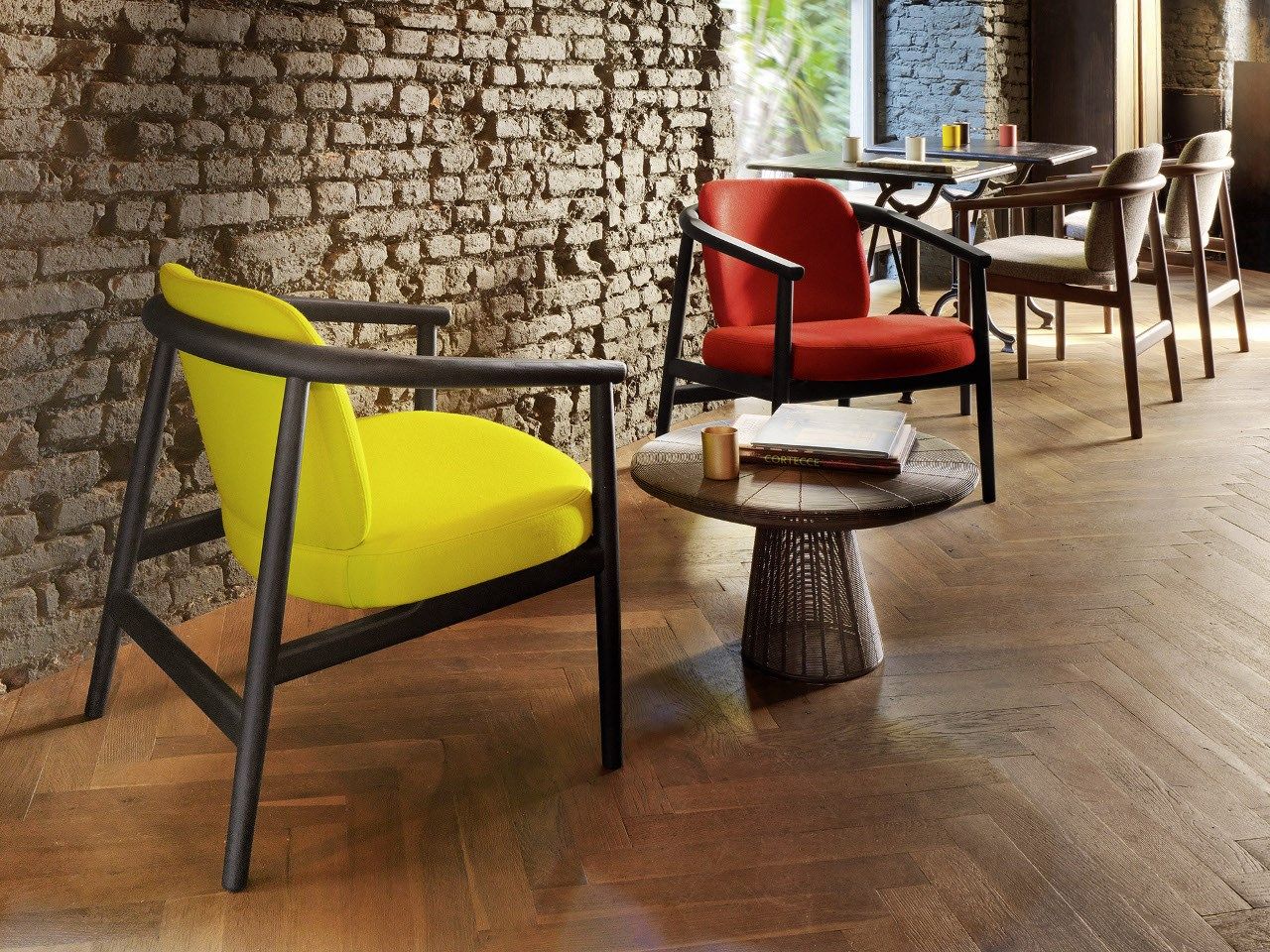 MAYIDA 04 Ash easy chair with armrests By Very Wood | design Sebastian ...