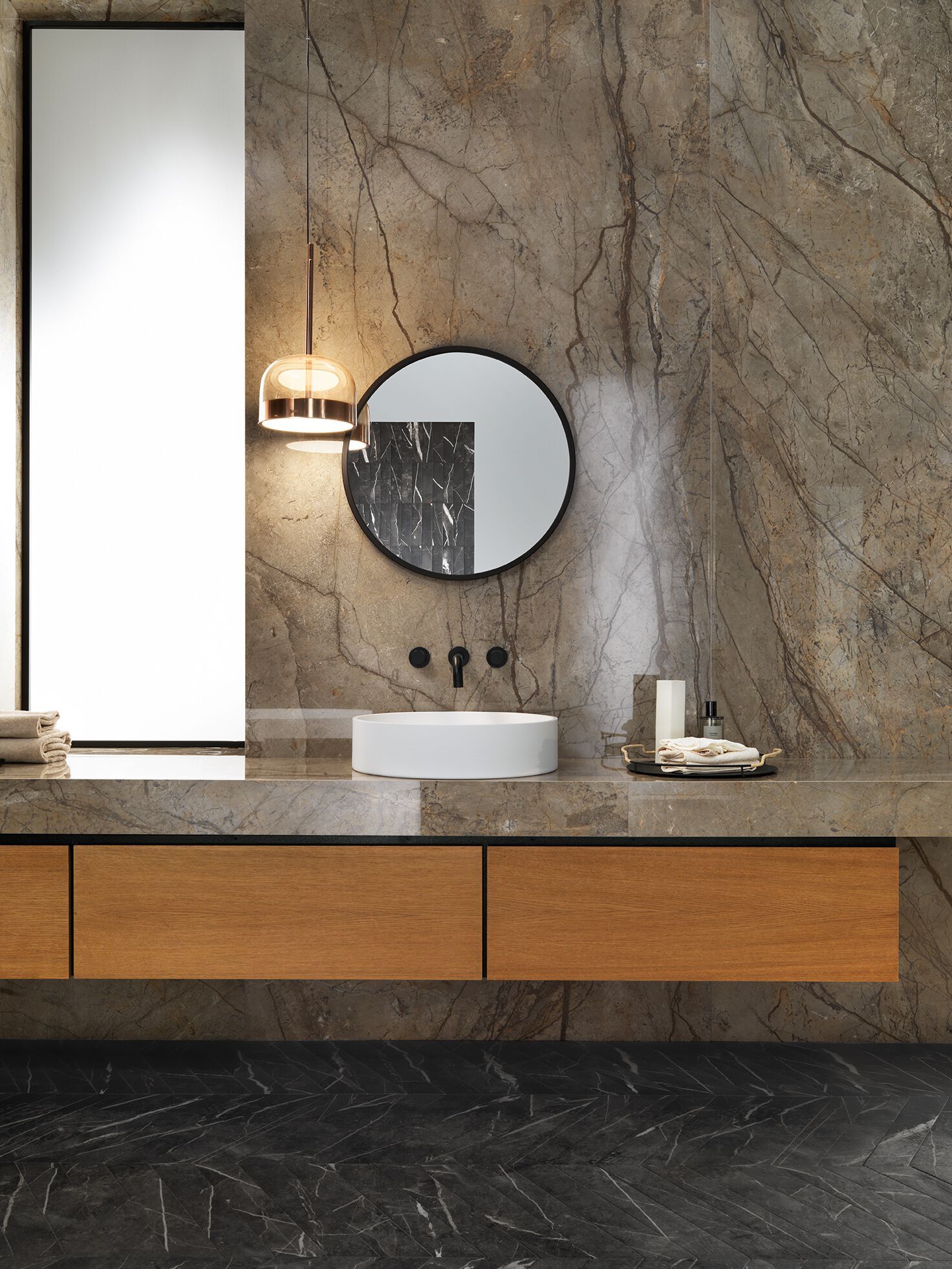 SCULTOREA CHEVRON DARK DIAMOND Wall tiles By Marca Corona