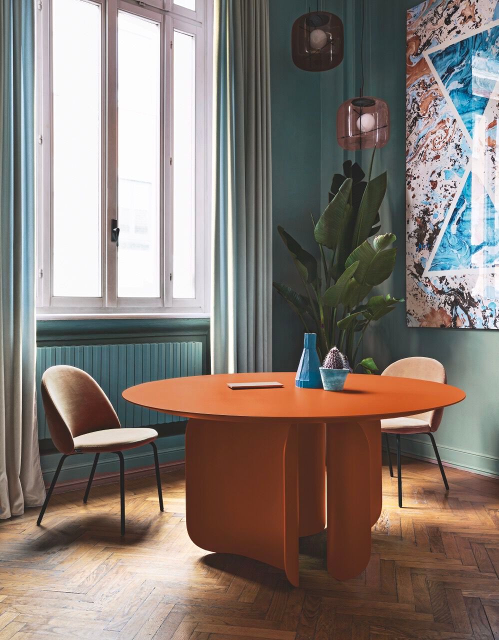 BARRY Round table By Miniforms | design Alain Gilles