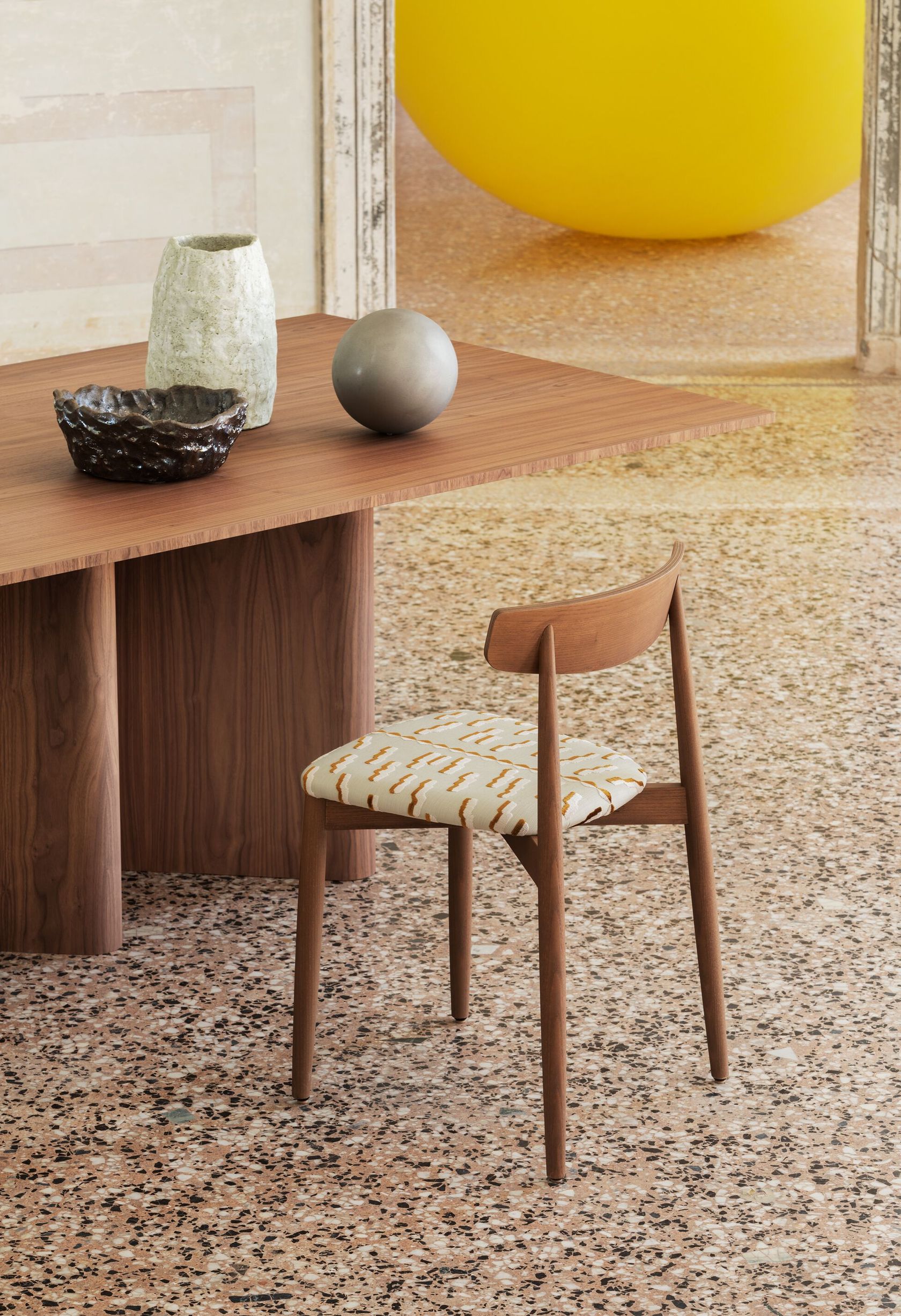 NAMI Rectangular dining table By Miniforms