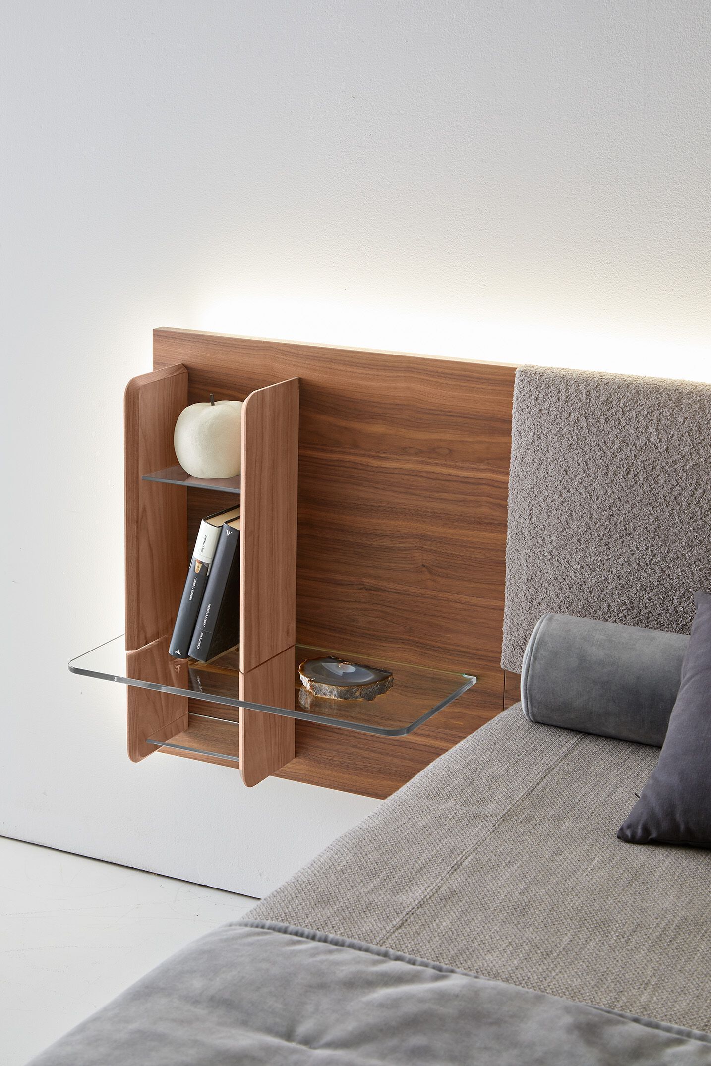 YORK Bed By Modesign