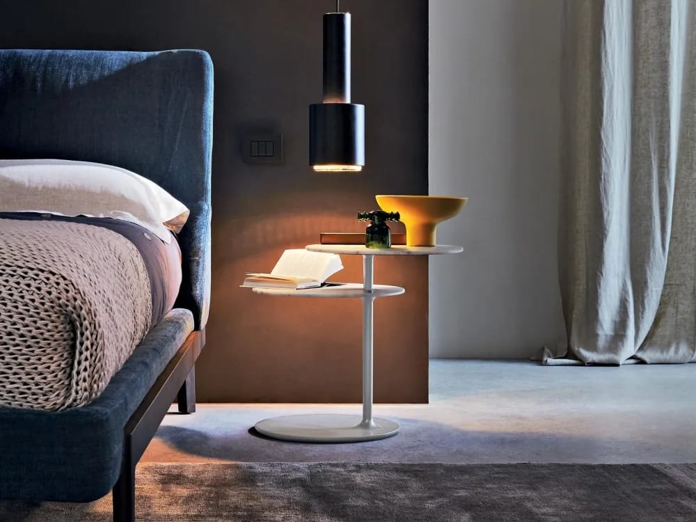 VICINO Swivel marble side table By Molteni & C. | design Foster + Partners