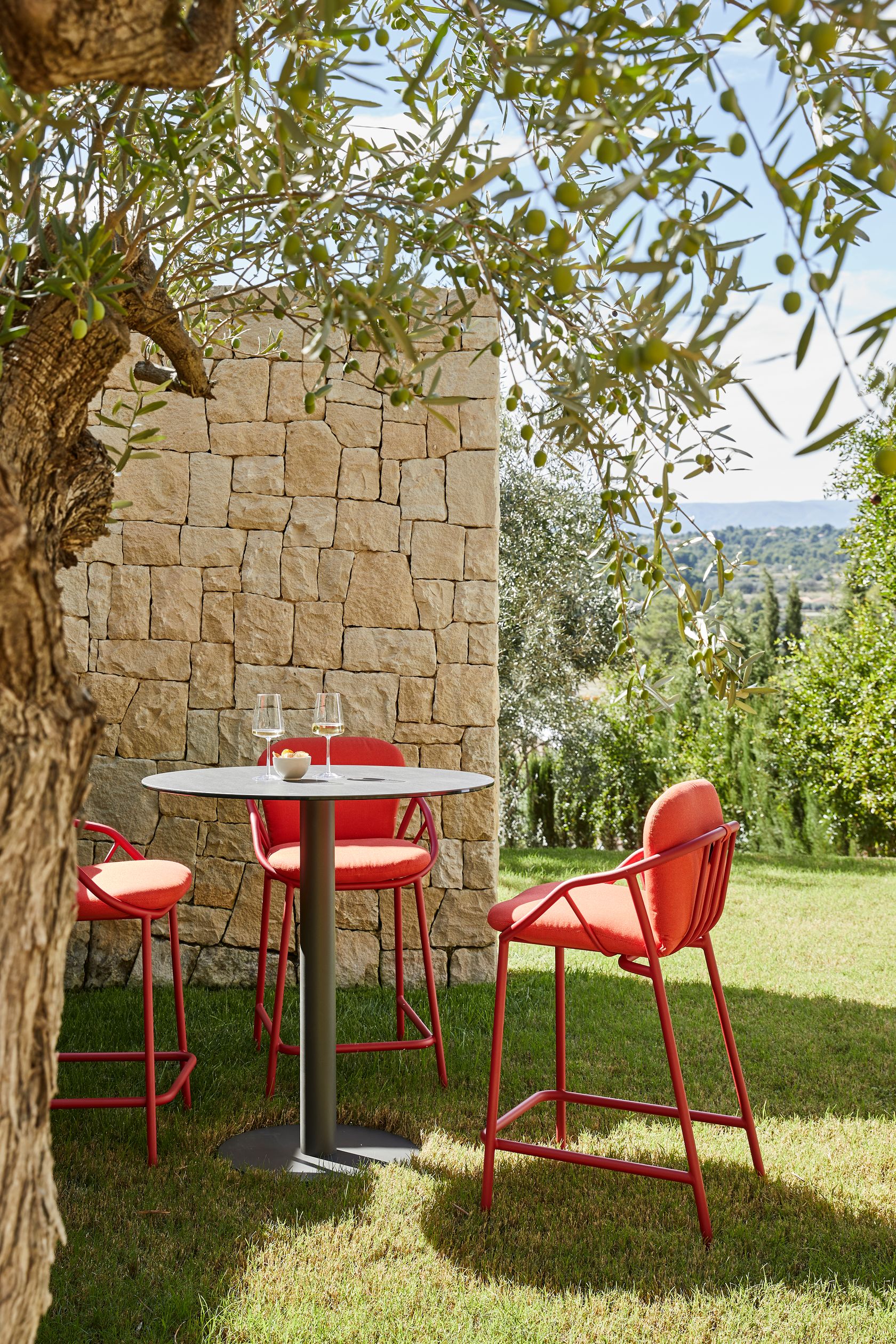 NANSA | Stool By MUSOLA design Santiago Sevillano