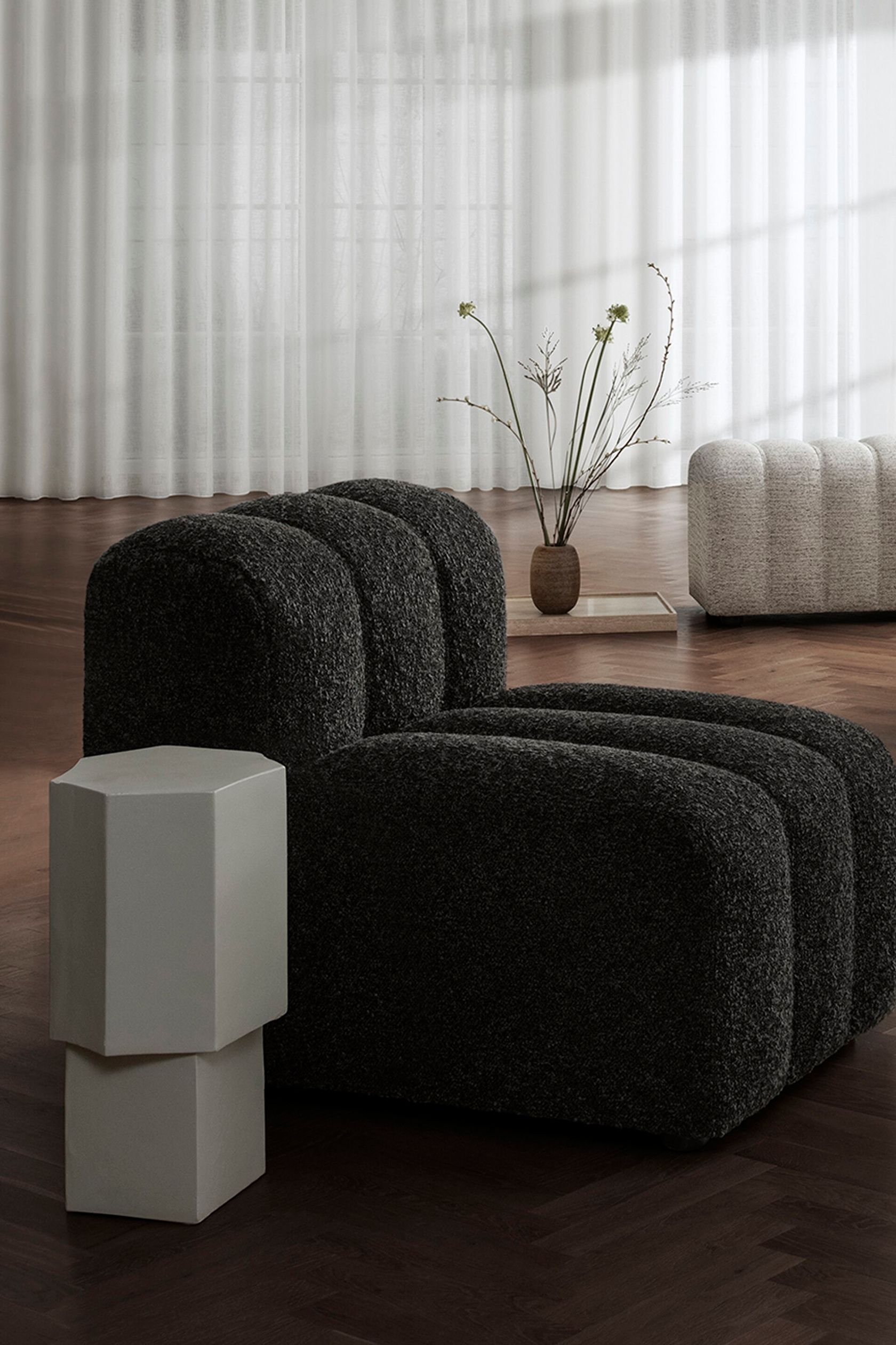 QUARTZ Concrete coffee table By NORR11