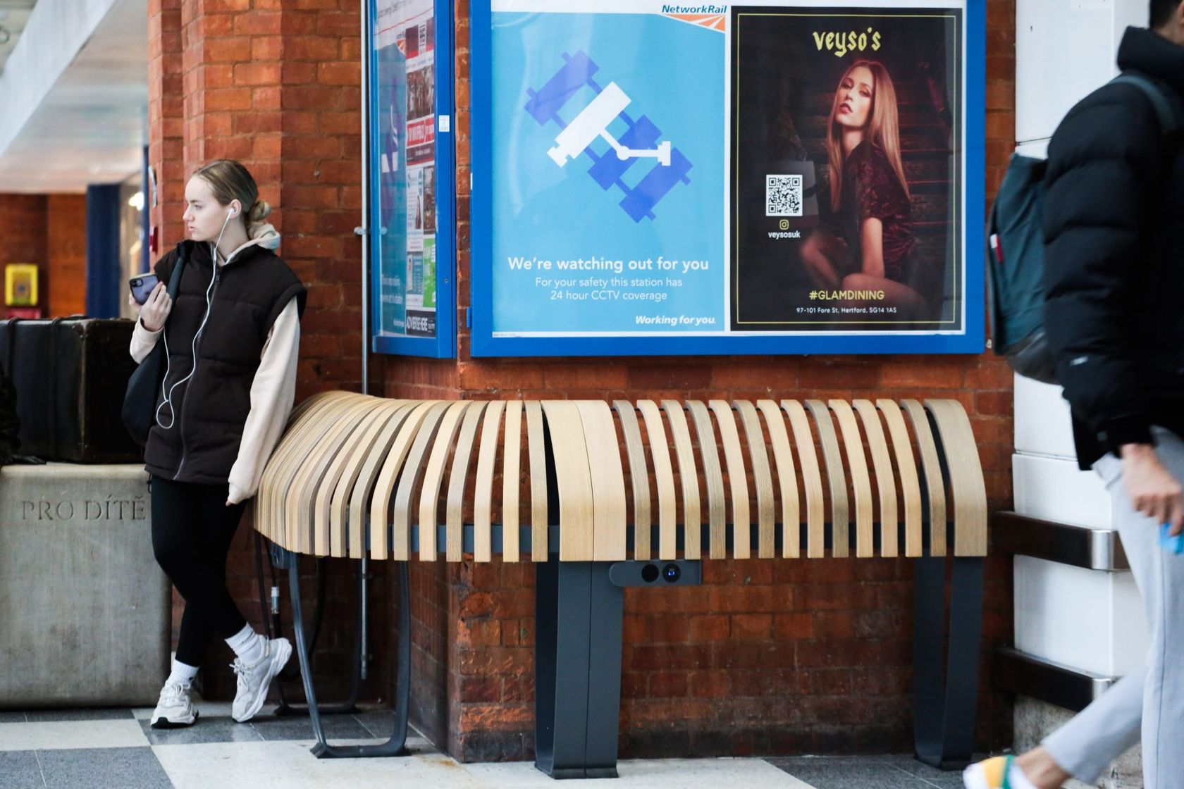 NOVA C PERCH Backless wooden stand-up bench By Green Furniture Concept ...