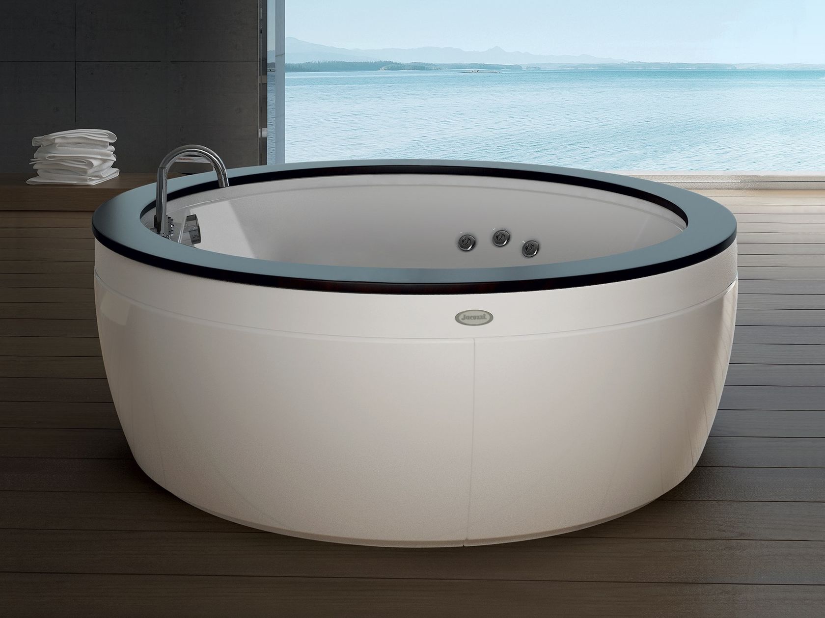 NOVA Hydromassage freestanding round bathtub By Jacuzzi® | design Carlo ...
