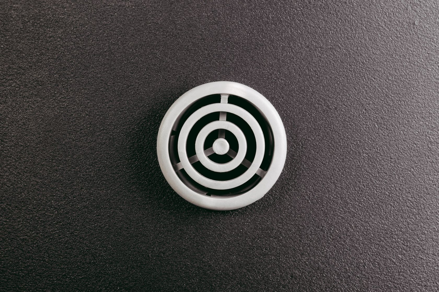 NOVO | Low plant pot Low polyethylene plant pot with automatic watering ...