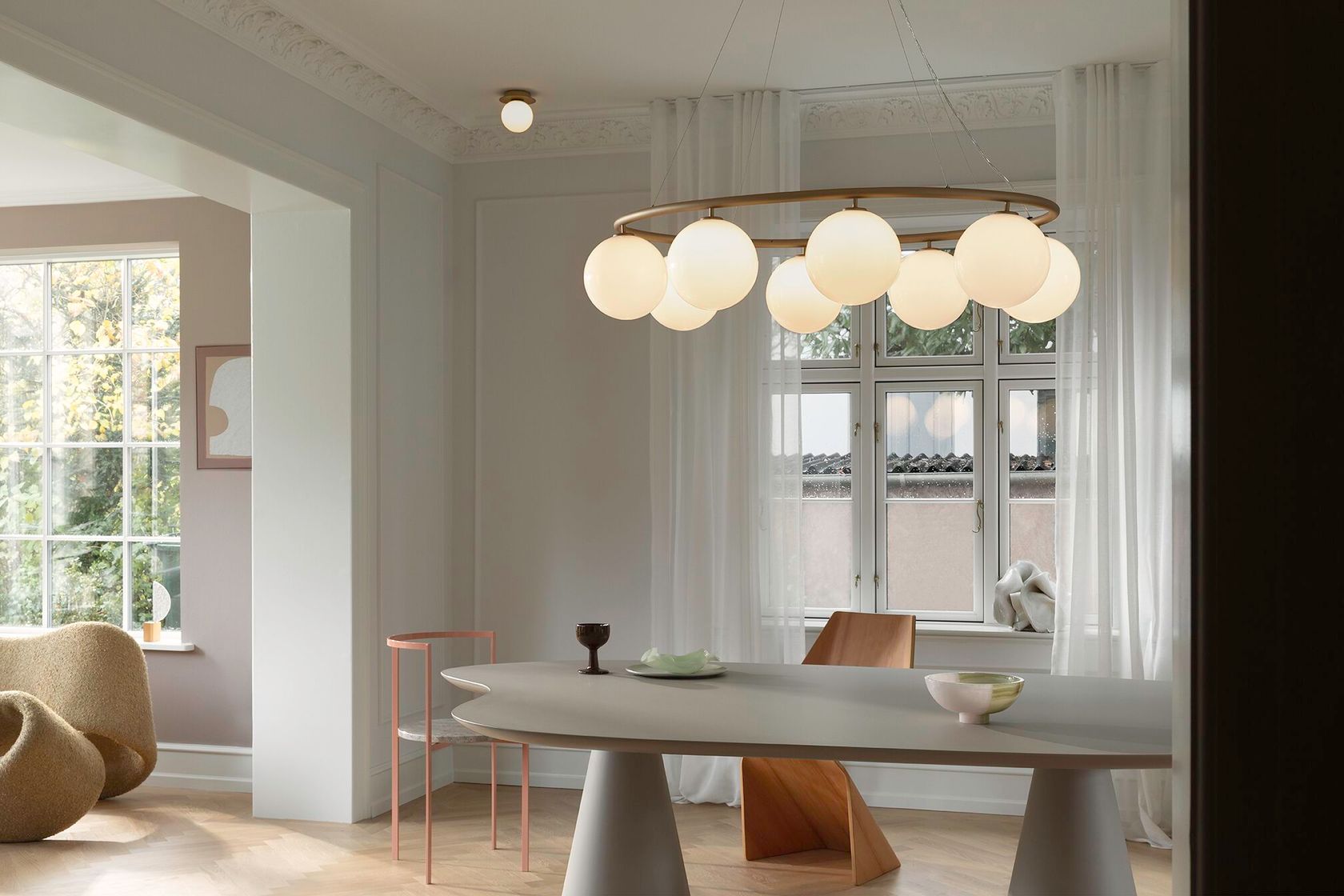 MIIRA 8 OVAL OPAL Pendant lamp By Nuura