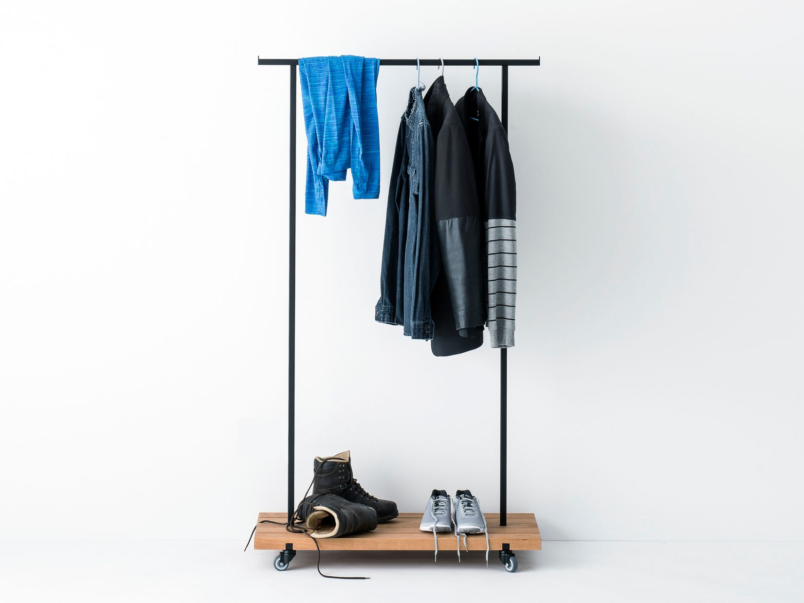 Oak cloathes rack OAK CLOTHES RACK #01 By weld & co