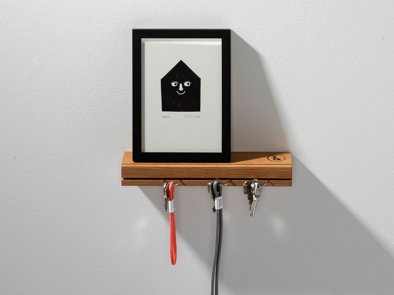OAK KEY HOLDER #01 Wall shelf By Weld & co