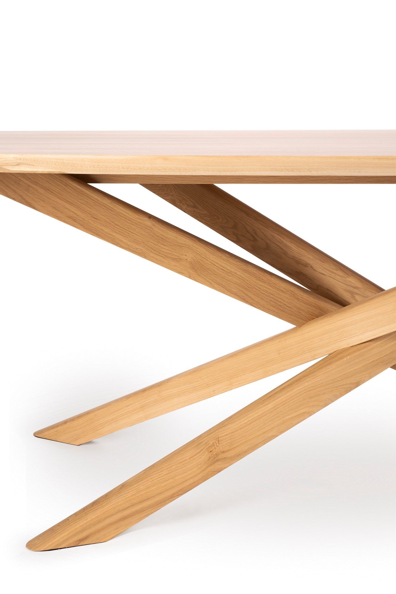OAK MIKADO | Oval table By Ethnicraft design Alain Van Havre