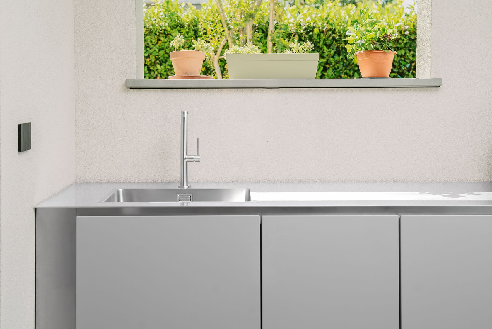 EMBOSSED MATT LACQUERED STAINLESS STEEL RAL 7030 Embossed matt ...