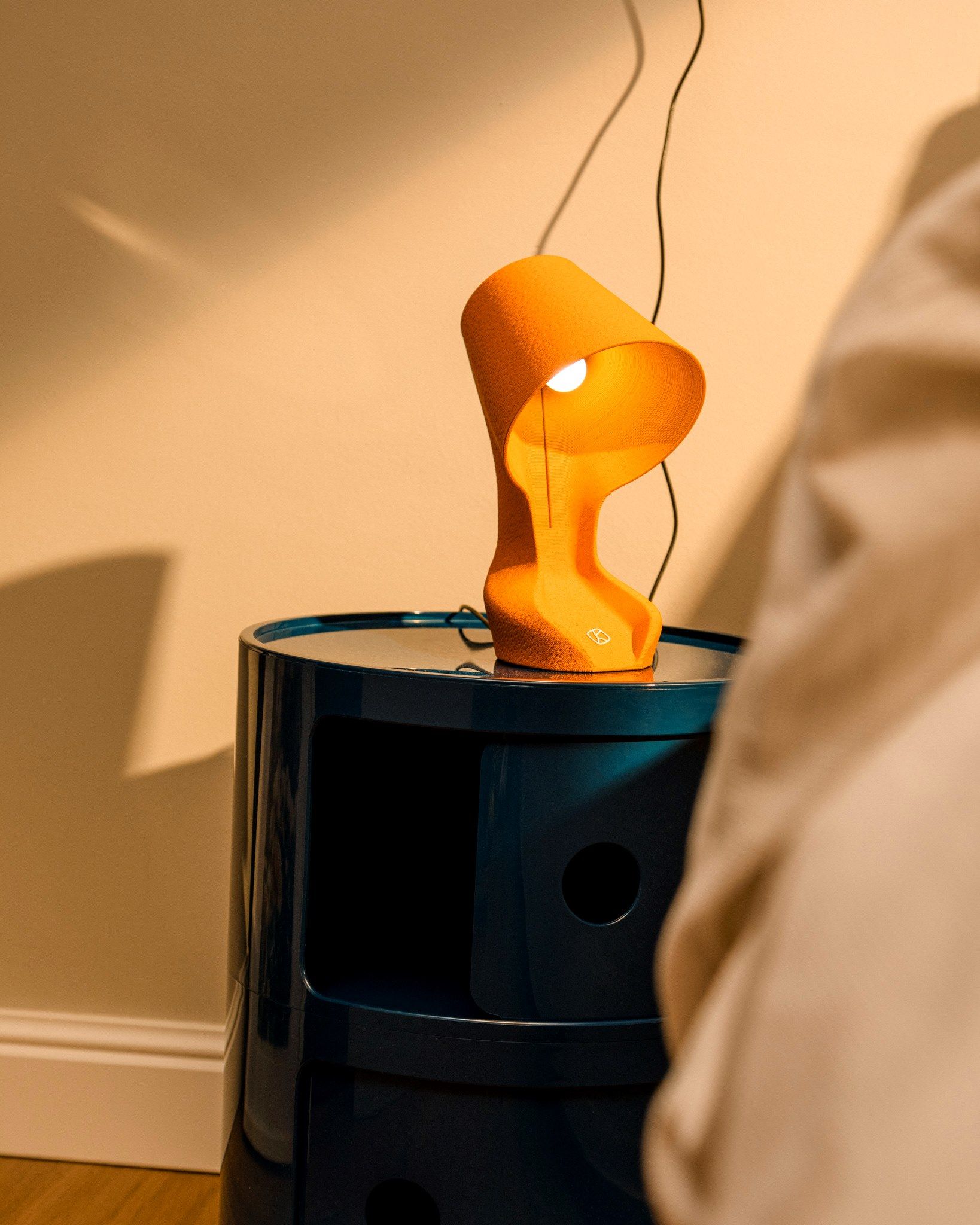 Rekrill® LED table lamp OHMIE By Krill Design