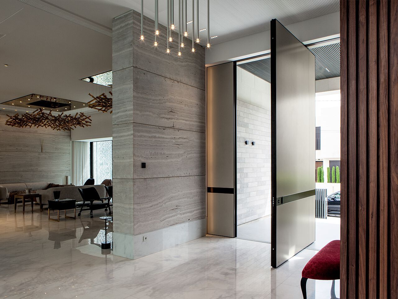 Oikos: Porte e portoni blindati di design | Archiproducts