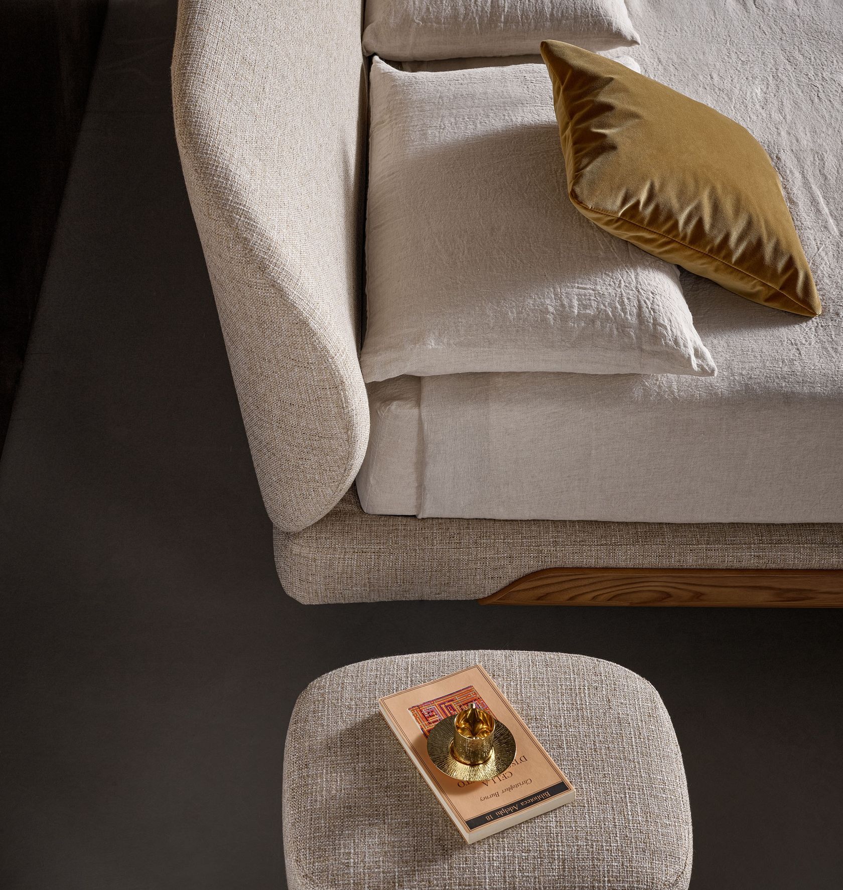 OLOS Upholstered fabric double bed By Bonaldo | design Mauro Lipparini