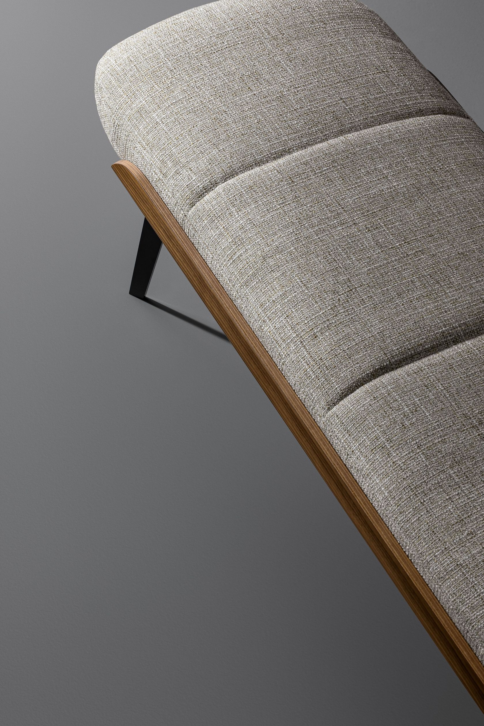OLOS BENCH Upholstered fabric bench By Bonaldo | design Mauro Lipparini