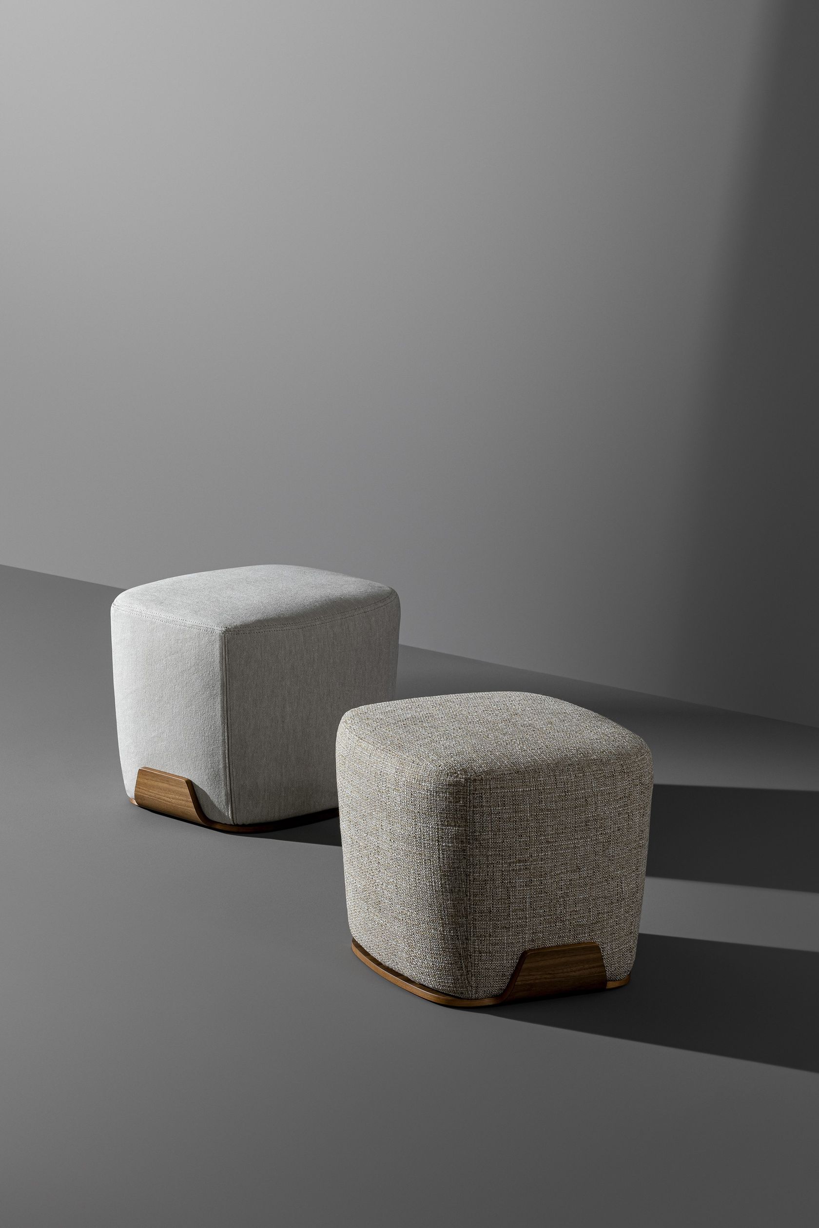 OLOS POUF Rectangular fabric pouf By Bonaldo | design Mauro Lipparini