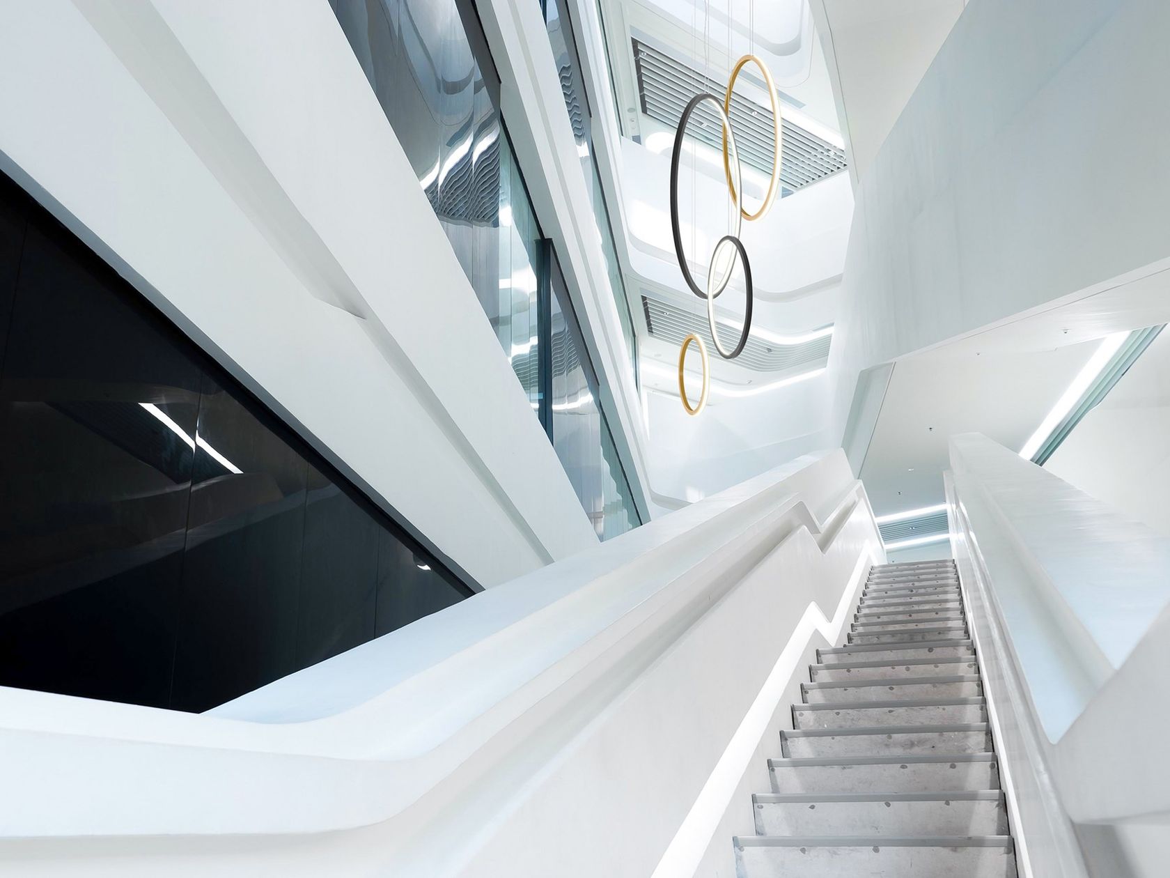 Luminária pendente LED OREO V IN By INDELAGUE | ROXO Lighting