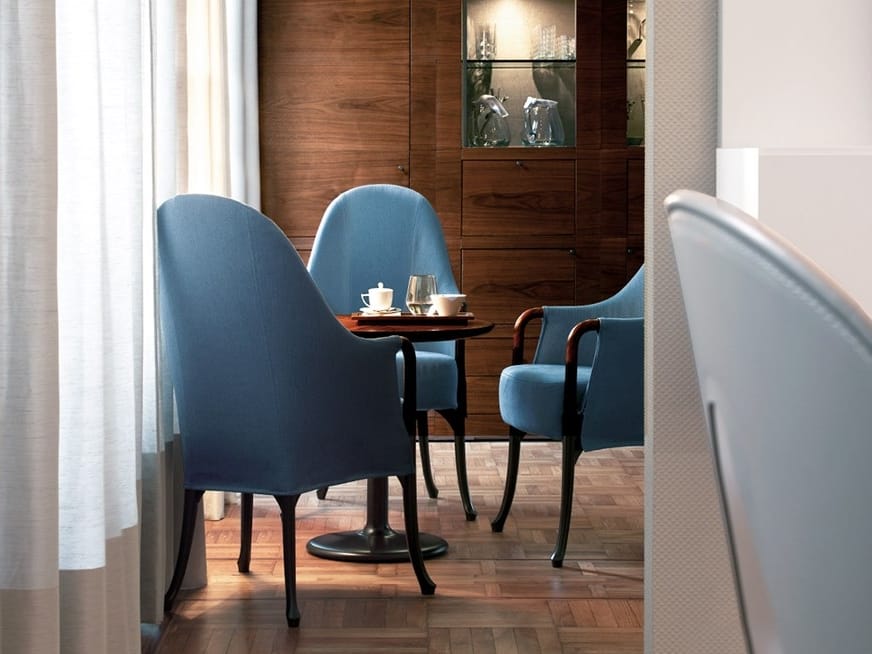 OTI Round metal table By Giorgetti | design Chi Wing Lo