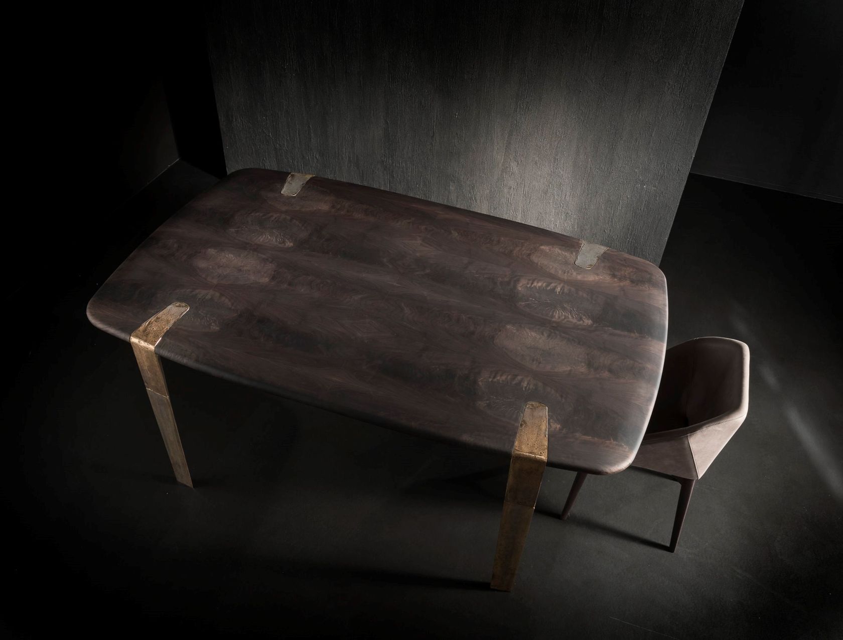 Solid wood table with brass legs OXYMORON By Henge design Massimo Castagna