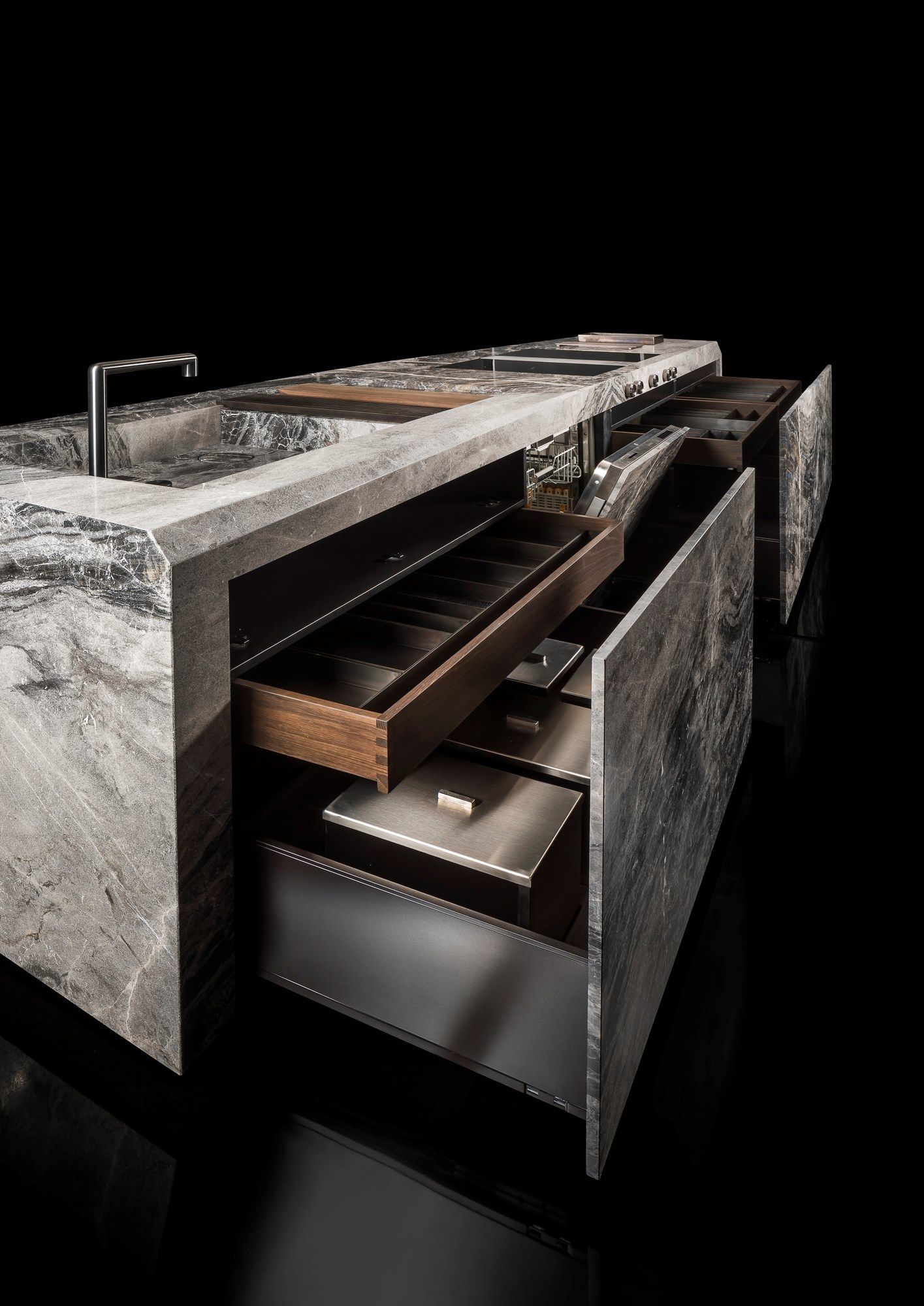 OZONE Stone kitchen with island By Henge | design Massimo Castagna