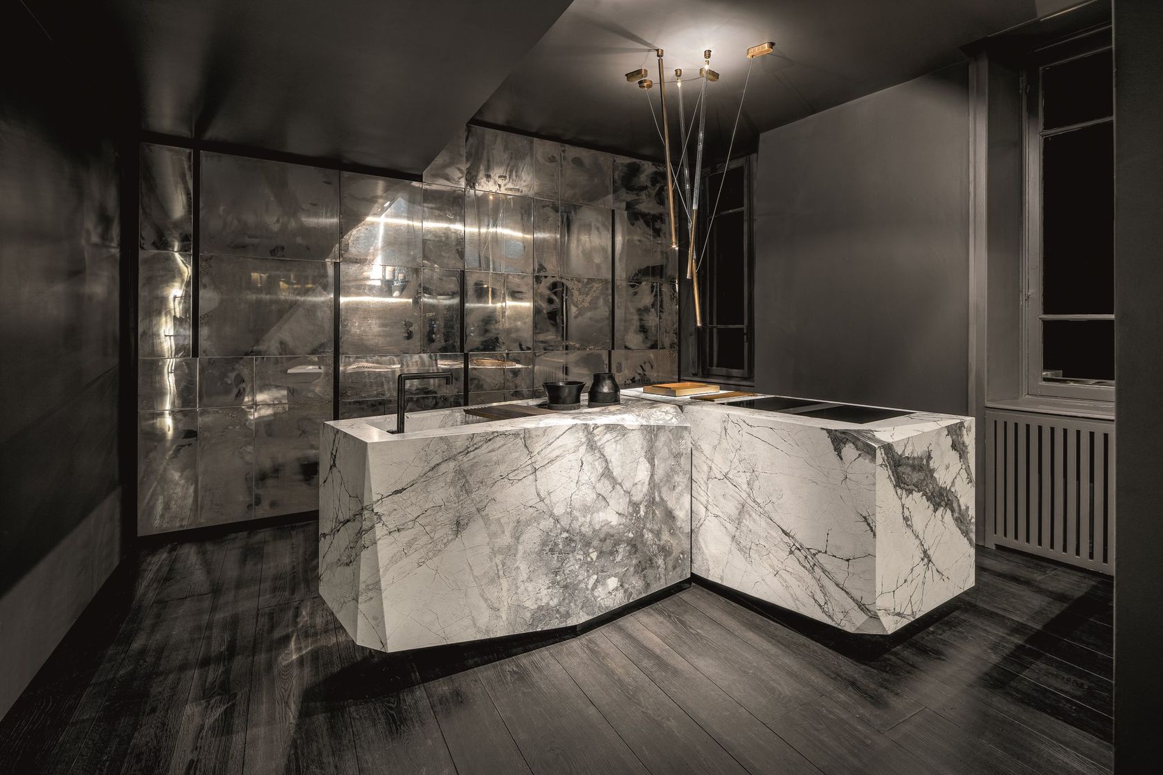 Stone kitchen with island OZONE L By Henge design Massimo Castagna