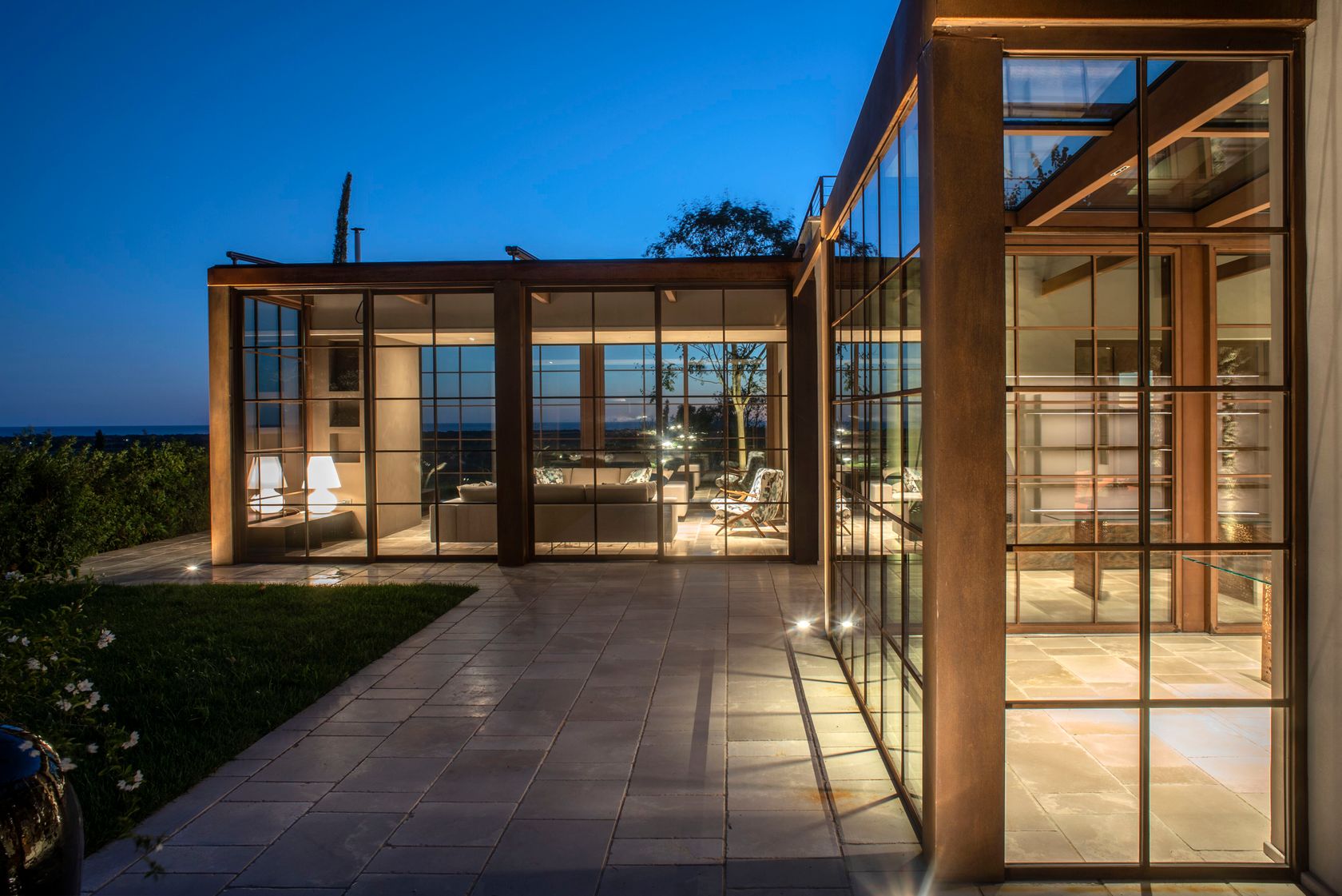 FERROFINESTRA W75 TB Entry door By Ottostumm