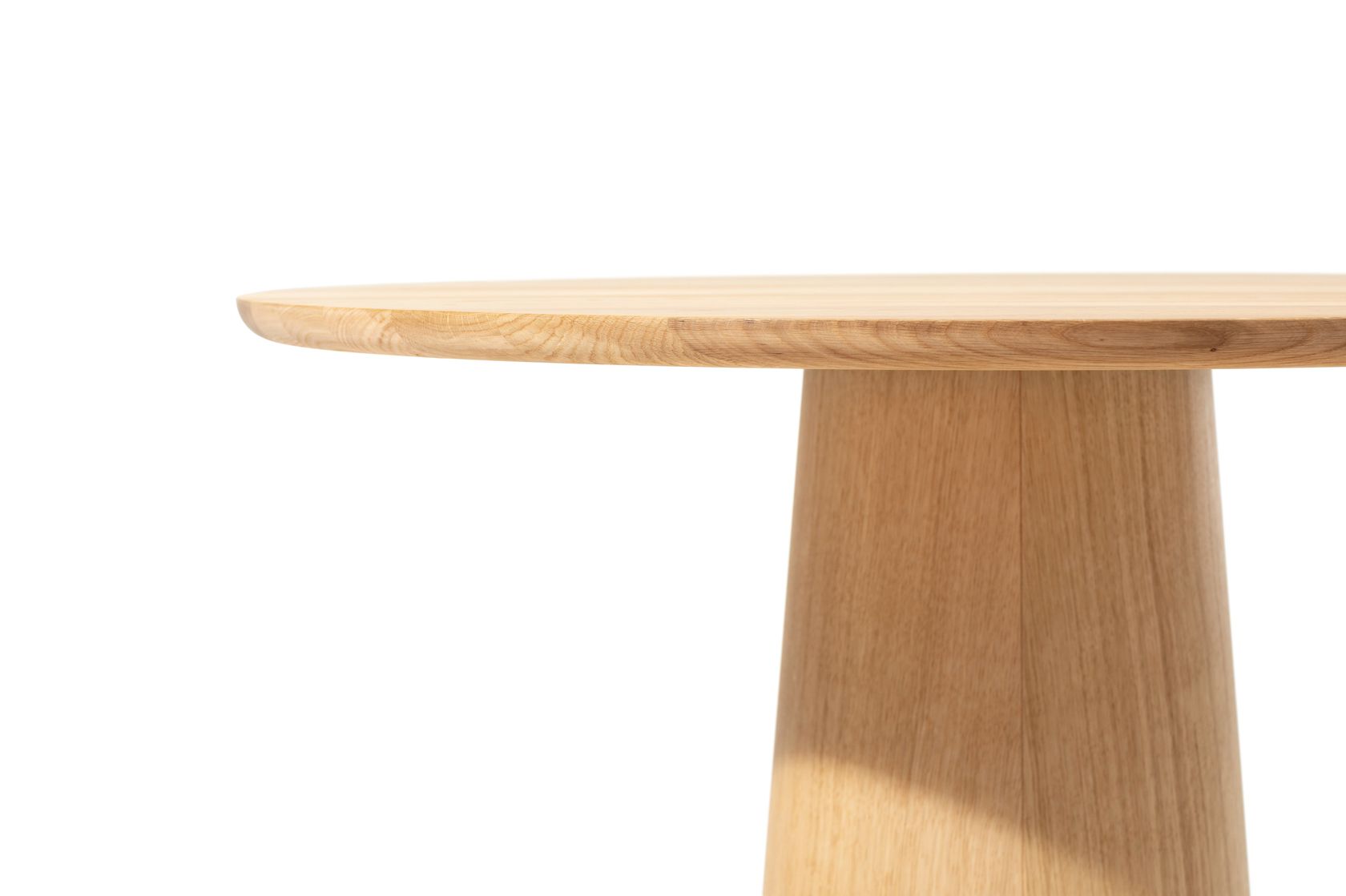 P.O.V. 461 Table By TON | design kaschkasch