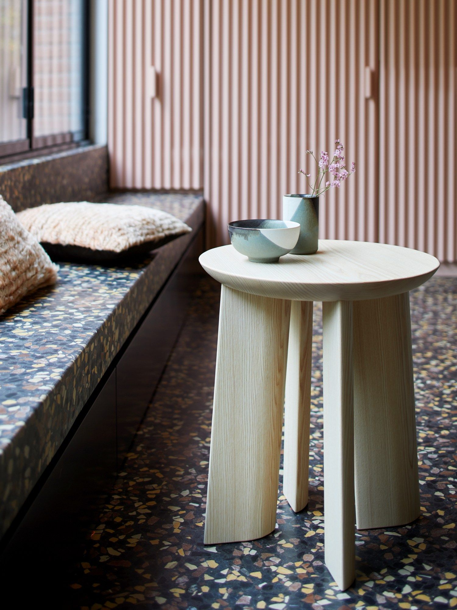 P68 | Coffee table By more design Peter Fehrentz