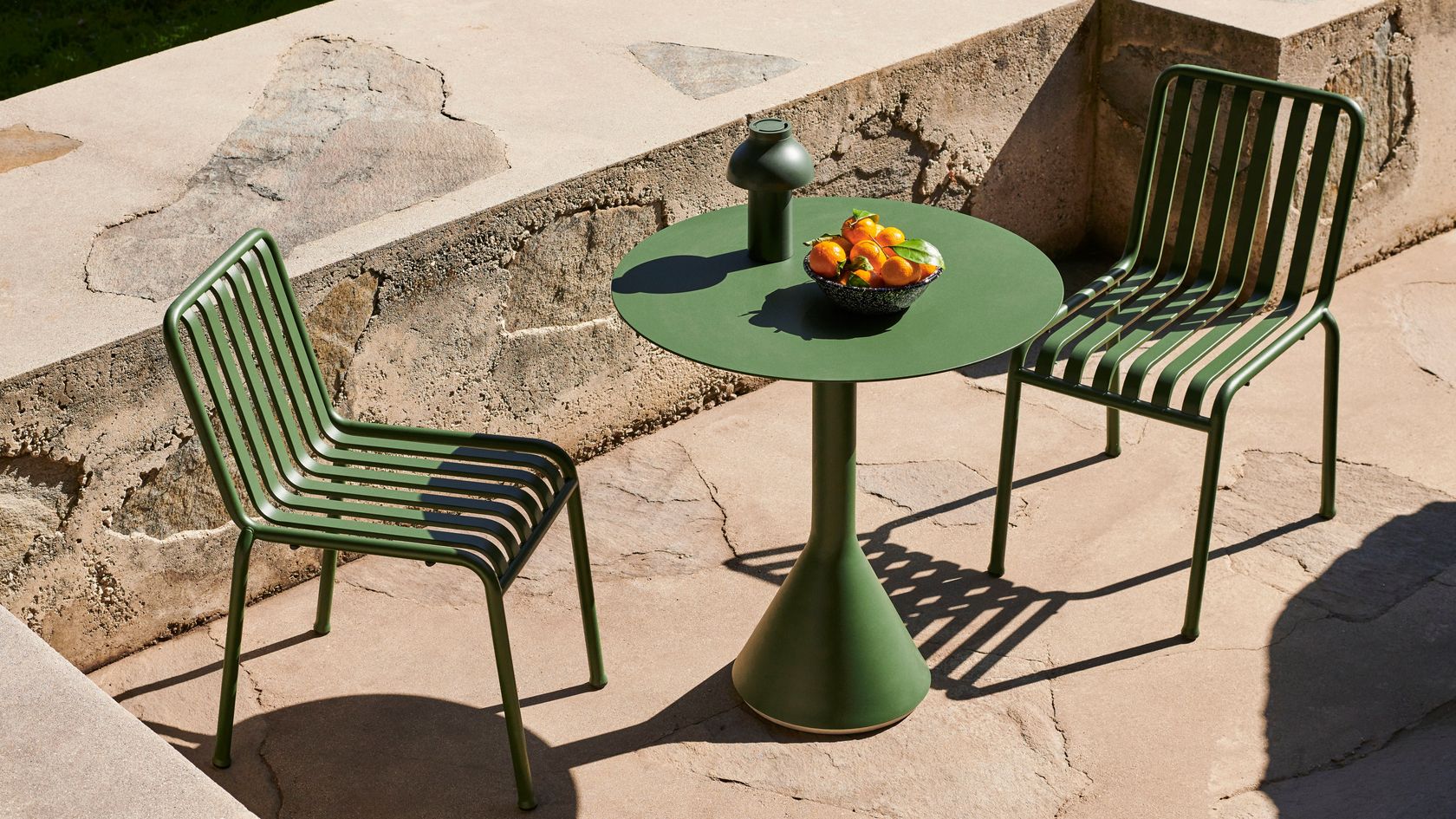 PALISSADE CONE | Round table Palissade Collection By Hay design Ronan ...