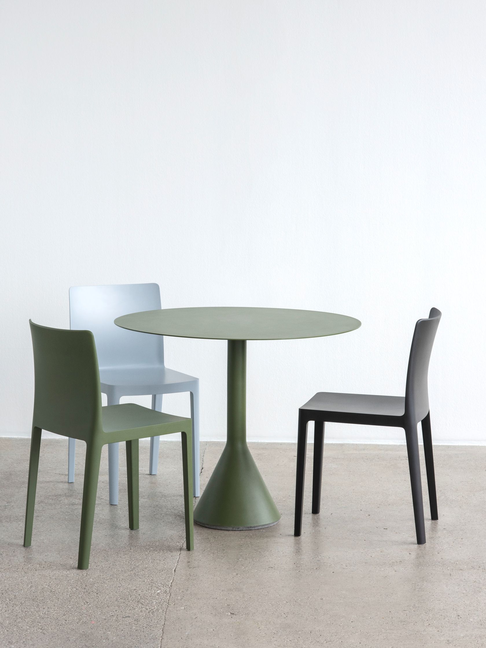 PALISSADE CONE | Round table Palissade Collection By Hay design Ronan ...