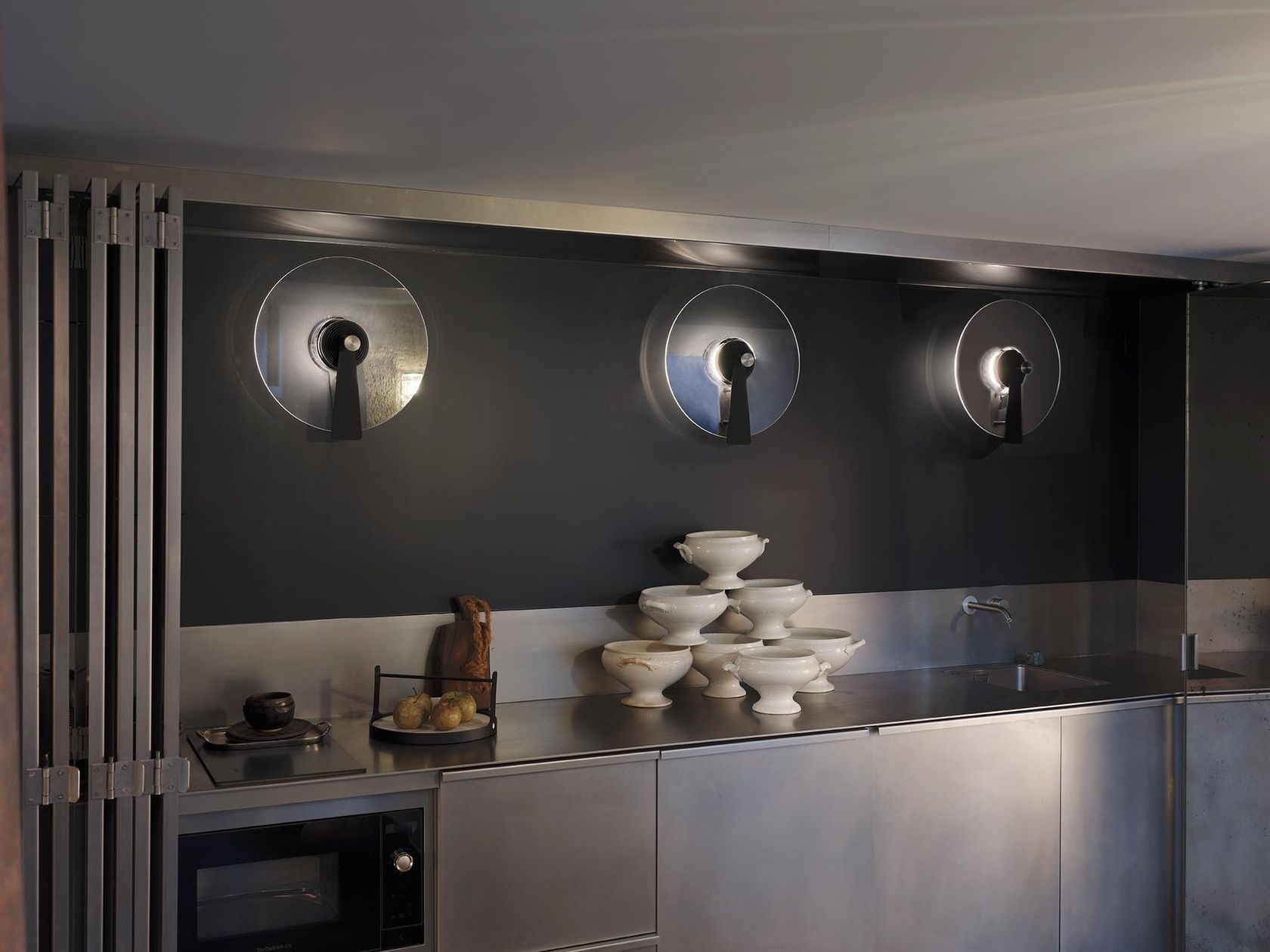 PAN wall lamp By DCW éditions