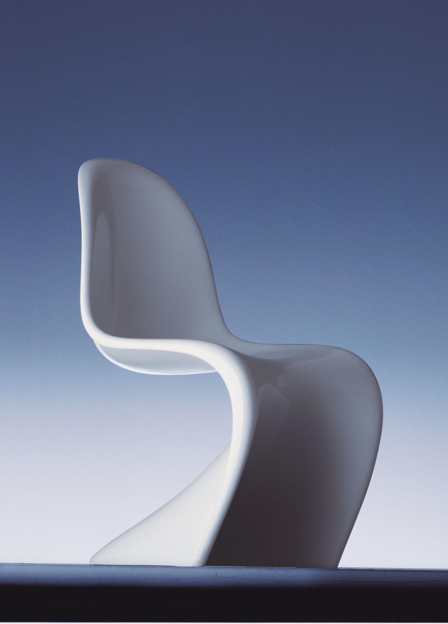 PANTON CHAIR CLASSIC Polyurethane foam chair By Vitra