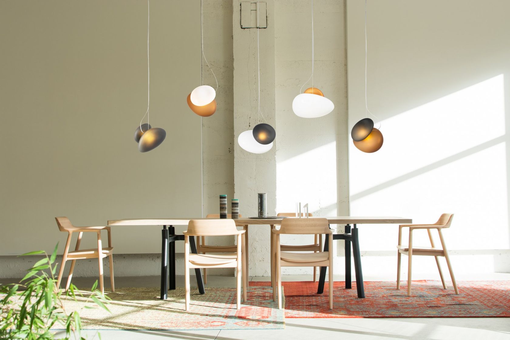 PEBBLE | Pendant lamp Pebble Collection By ANDlight design Lukas Peet