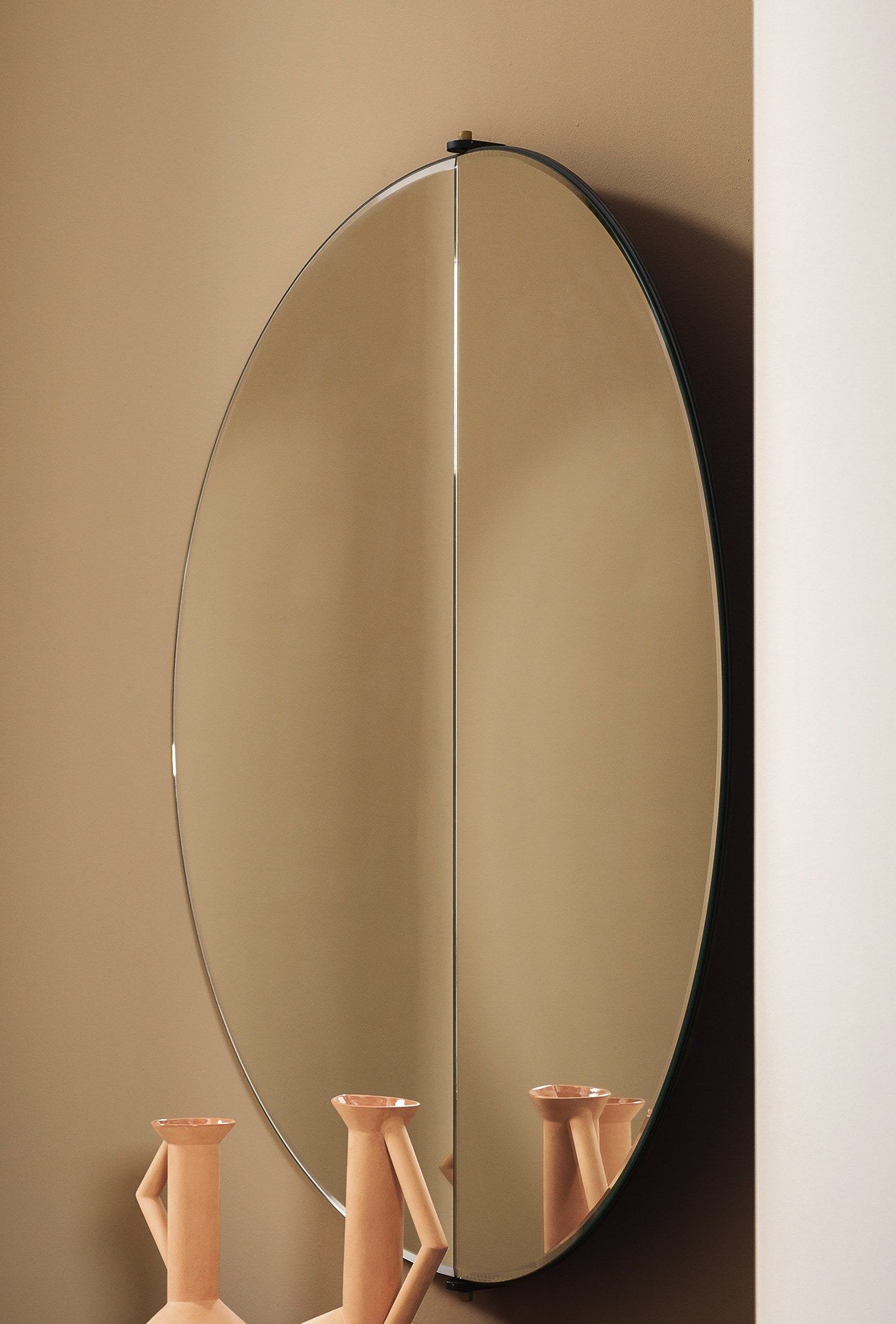 PERIS Mirror By BAXTER | design Pietro Russo