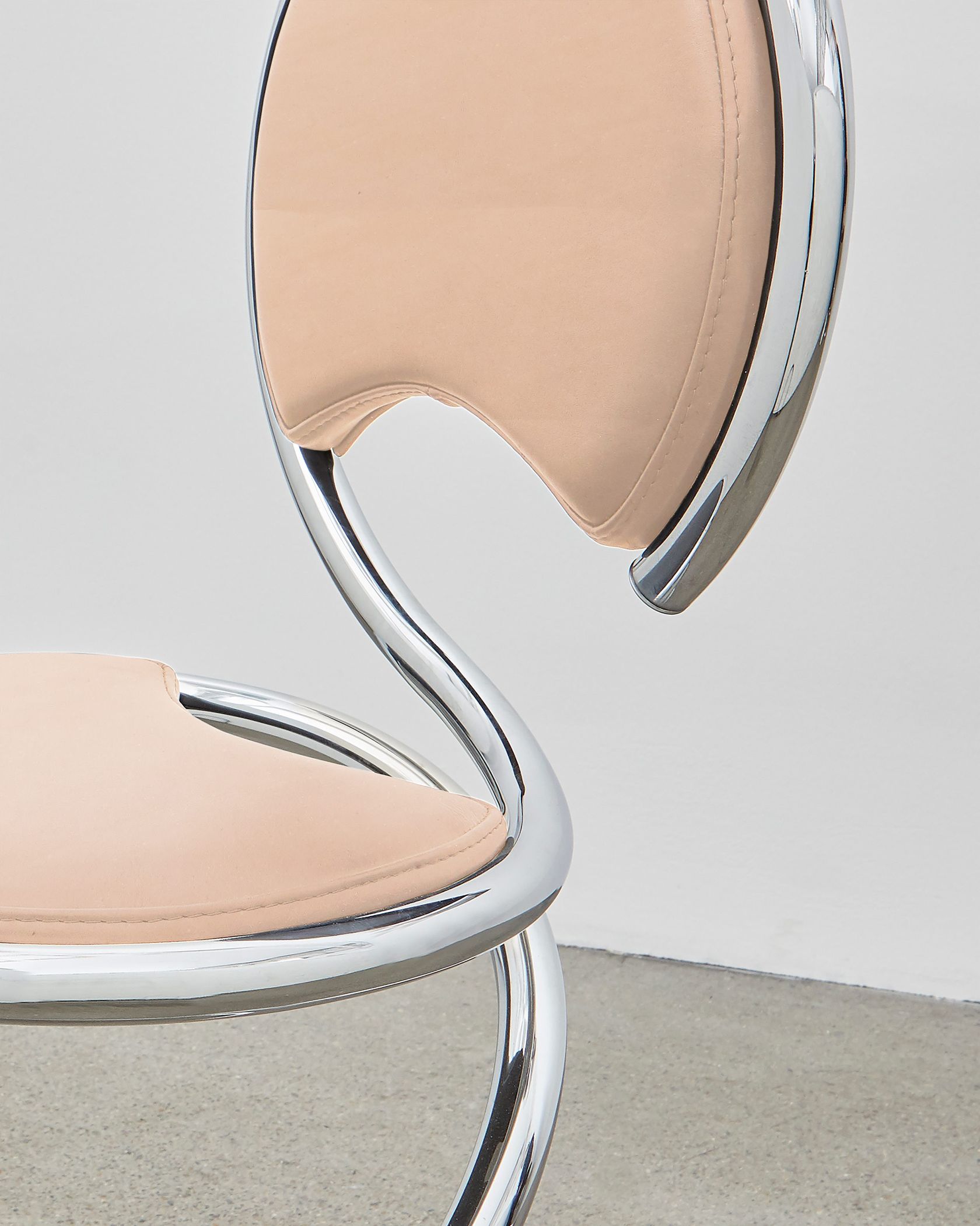 PH SNAKE CHAIR | Leather chair By PH Furniture & Pianos design Poul ...
