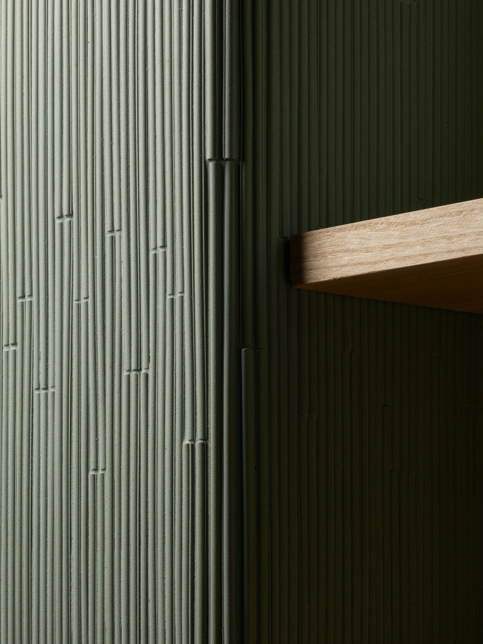 PHENOMENON RAIN VERDE Porcelain stoneware wall tiles By Mutina | design ...