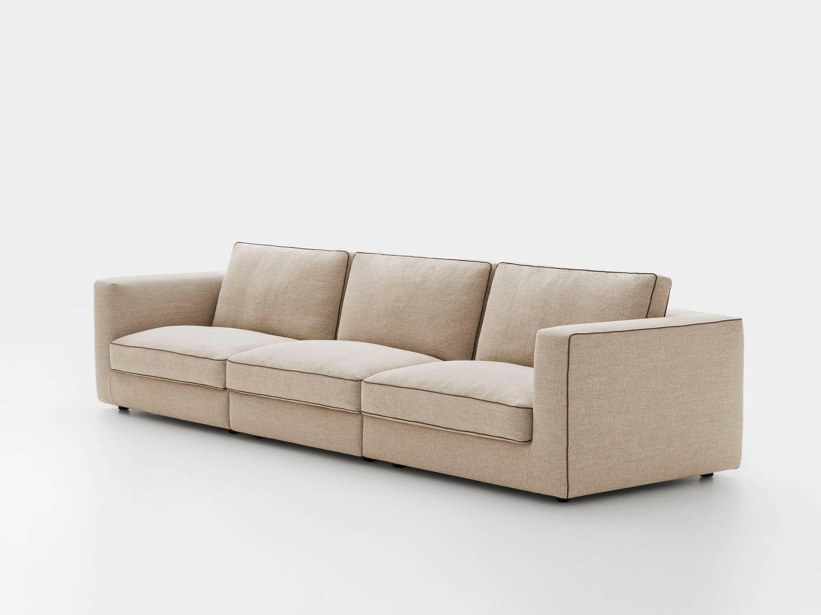 NICE Sofa By PIANCA