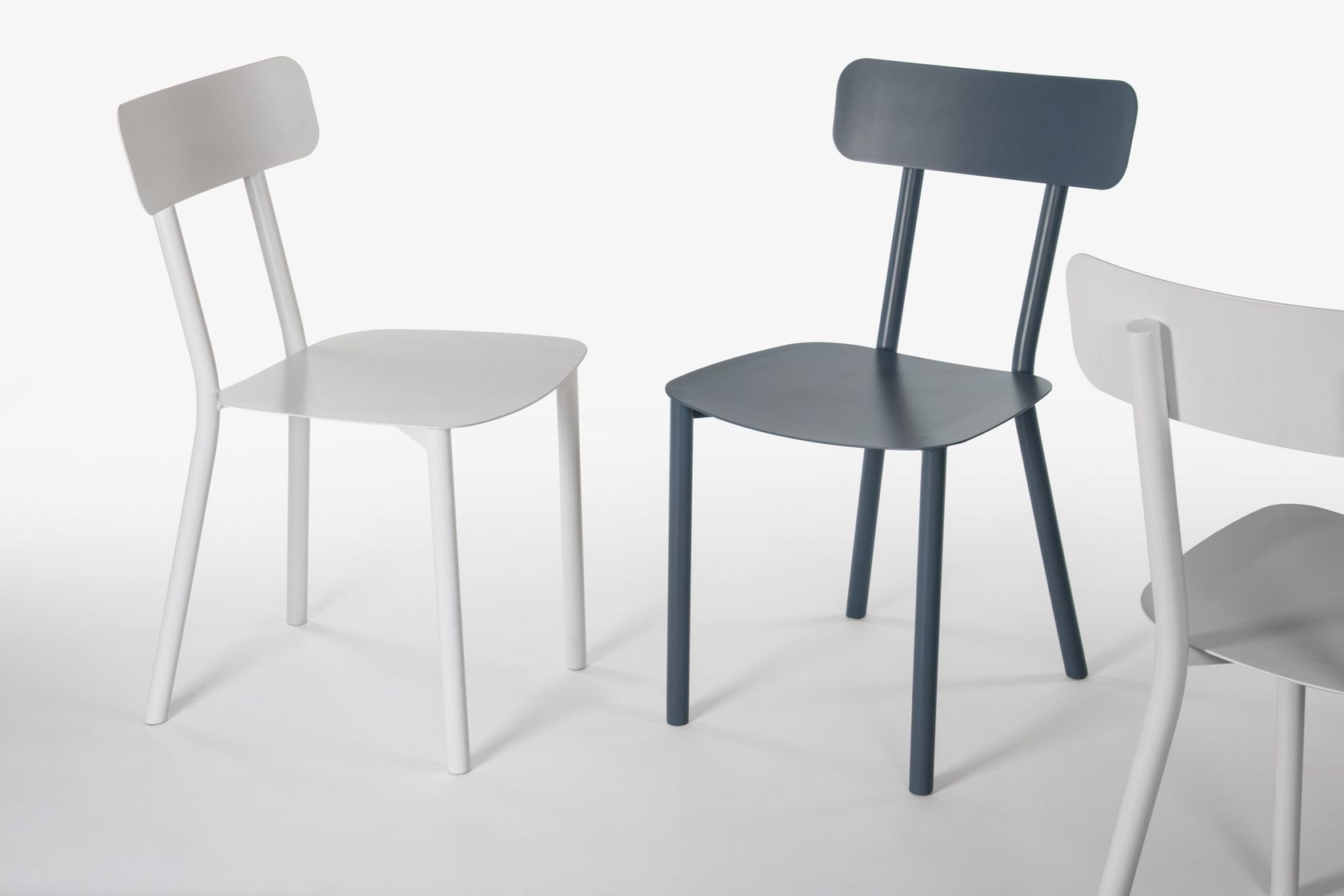 PICTO Silla de aluminio con respaldo abierto By STIP | design Elia Mangia