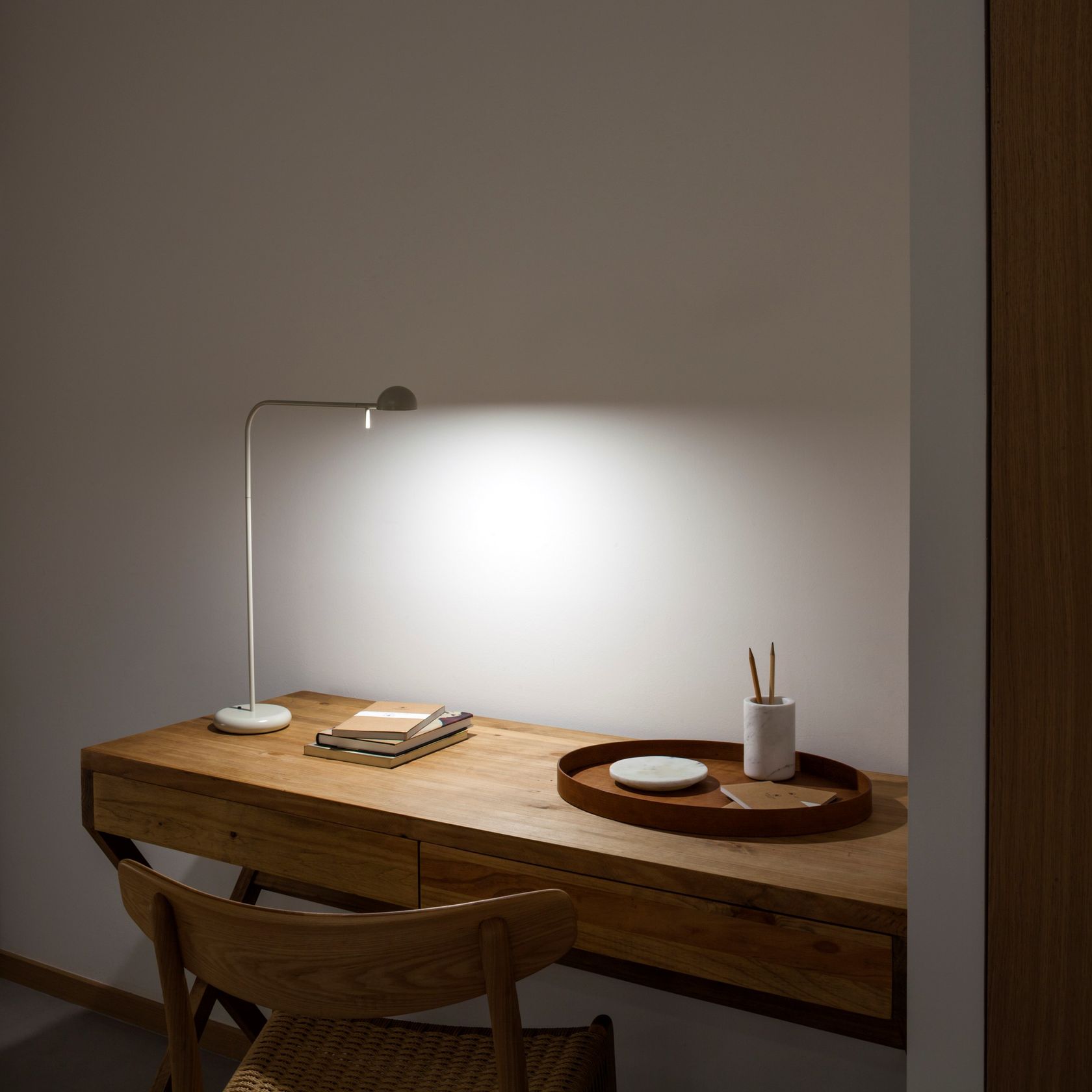 PIN | Table lamp By Vibia